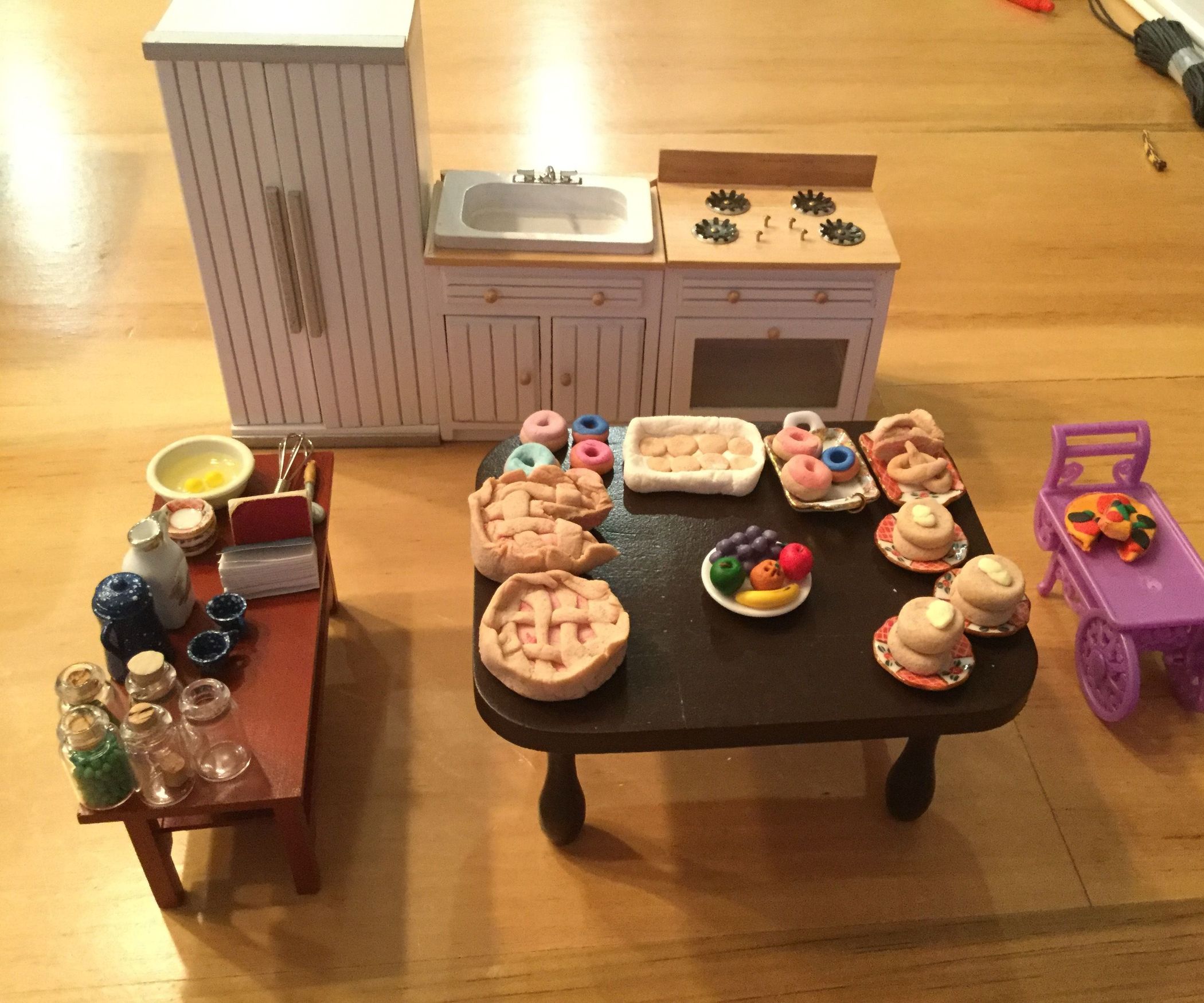 Mini Food Setup for Dollhouse : 3 Steps - Instructables
