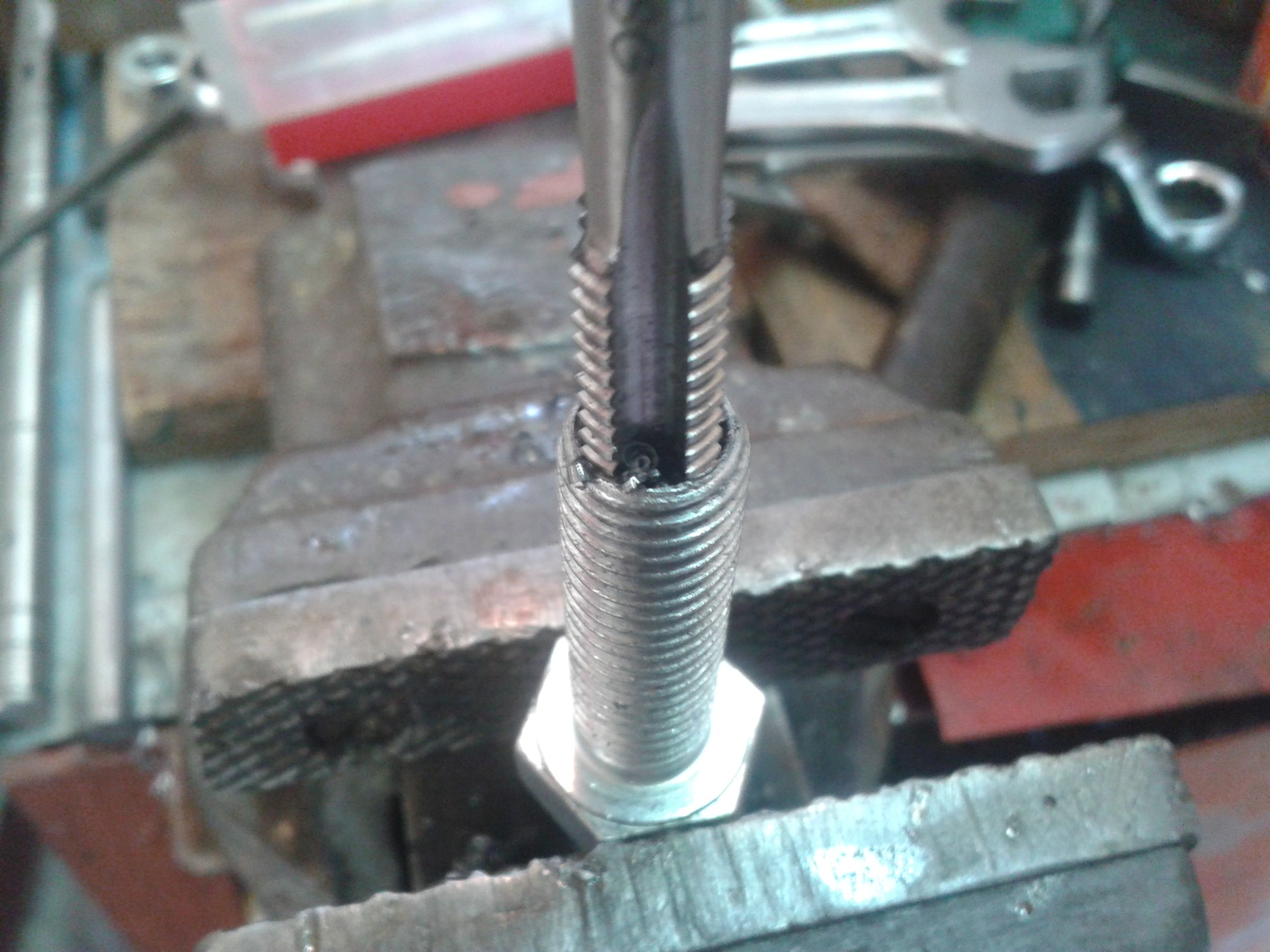 DIY Threaded Insert (Helicoil) No Lathe : 4 Steps (with Pictures ...