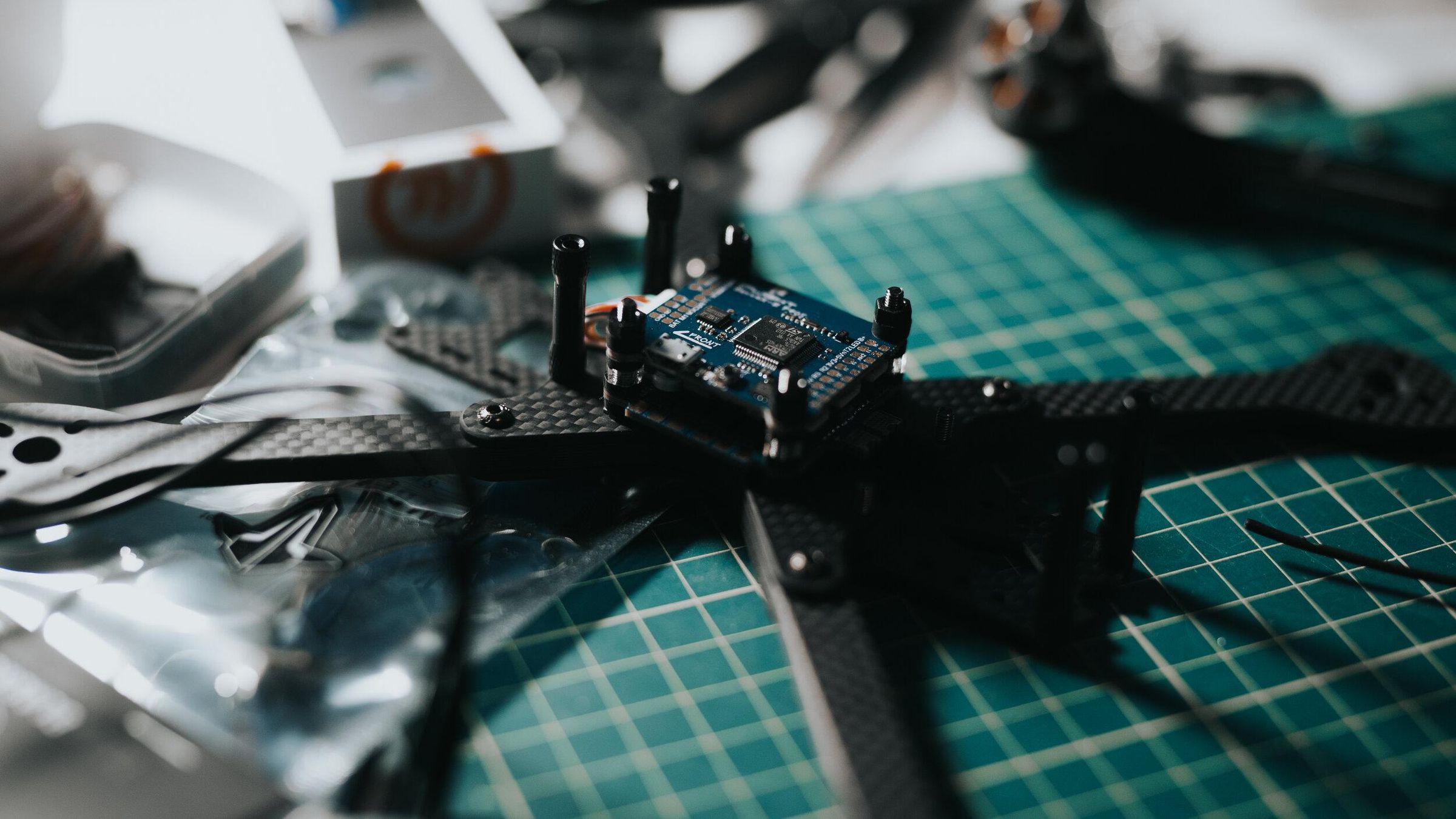 Comparative Review of Budget FC/ESC Stacks for FPV Drones : 4 Steps ...