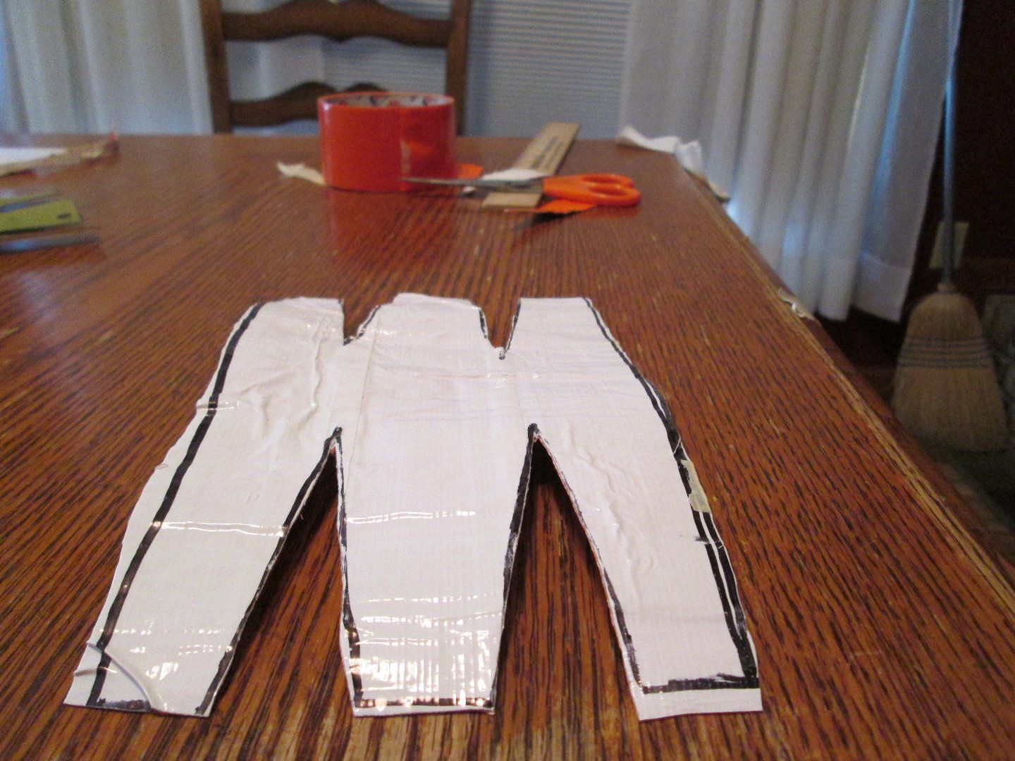 How to Make Duct Tape Trebuchet Pouch! - Instructables