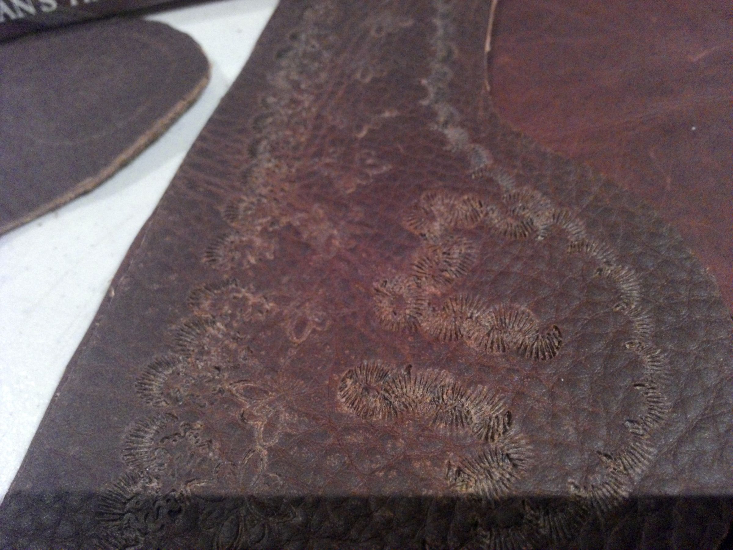 DIY Leather Back Quiver : 6 Steps (with Pictures) - Instructables