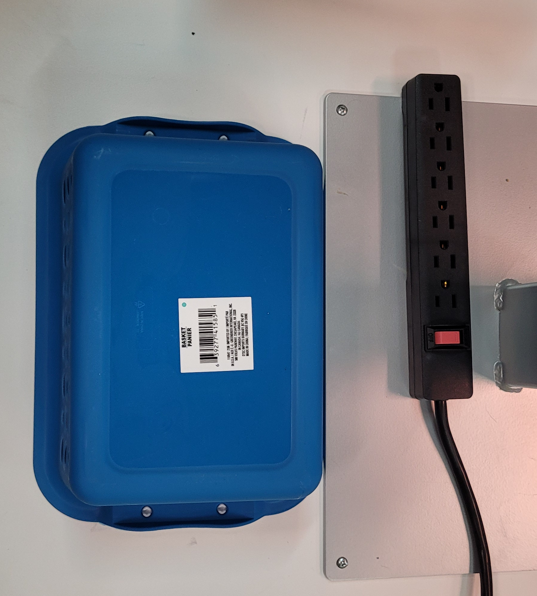 Table Cable Management System : 8 Steps (with Pictures) - Instructables