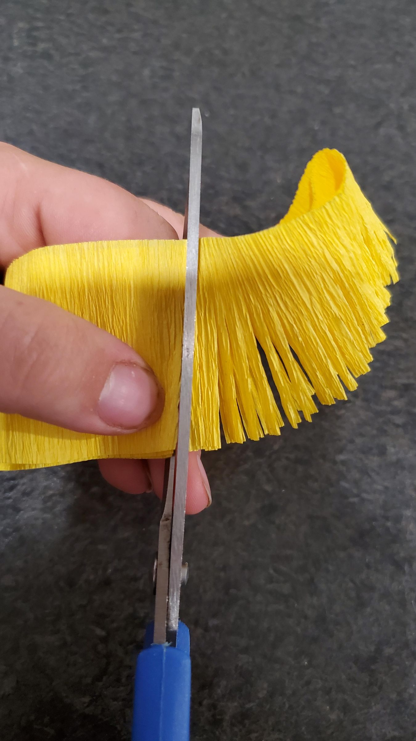 Crepe Paper Dahlia : 18 Steps (with Pictures) - Instructables