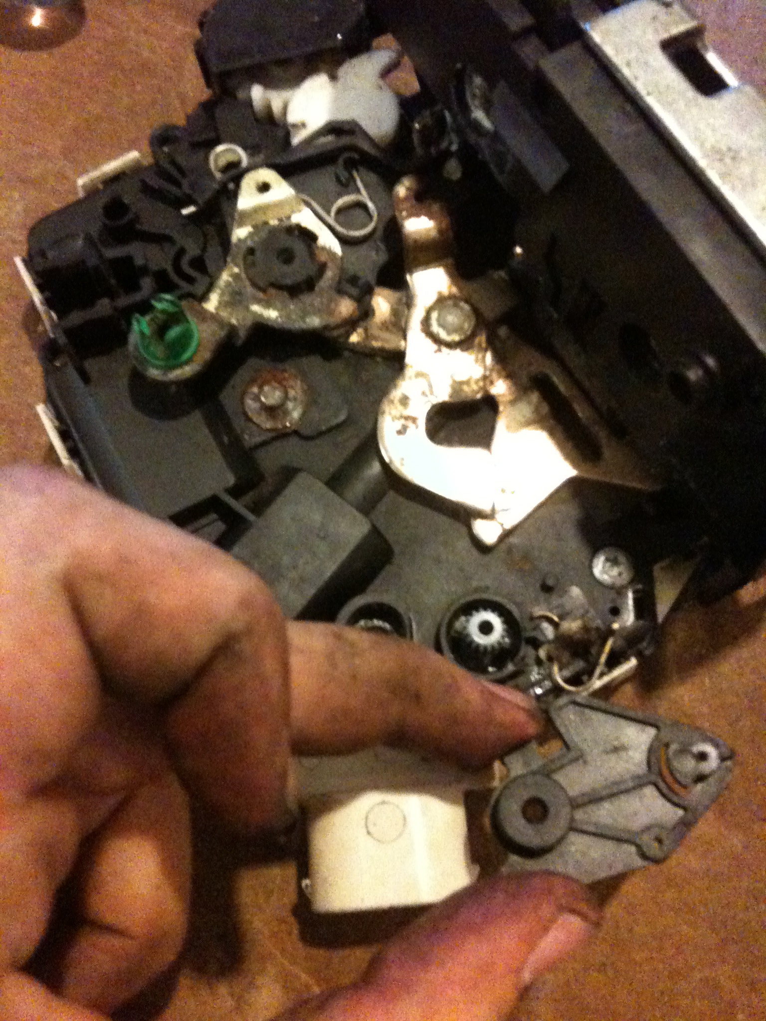 Repair Mini Cooper Electric Door Lock Actuator / Locking Mechanism : 18 ...