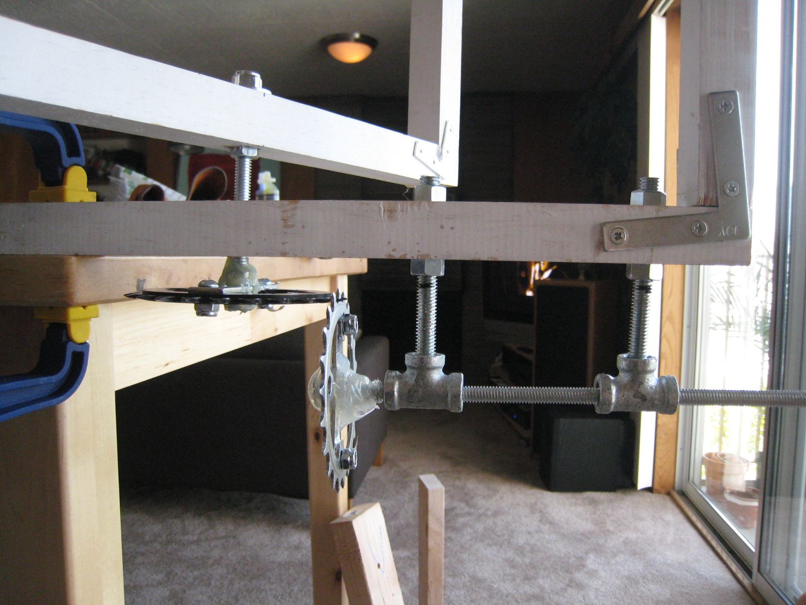 Make a Rotational Casting Machine for Under $150 : 7 Steps (with ...