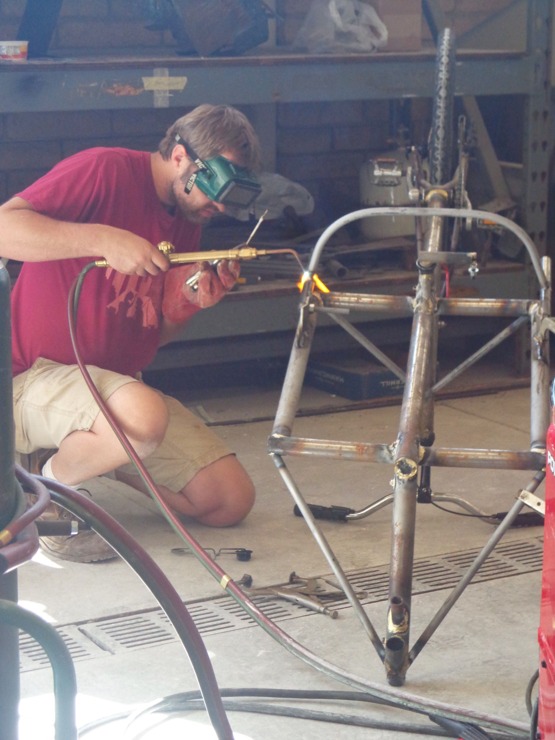 2 Wheeled Cargo Bike From Old Mountain Bike Frame : 8 Steps - Instructables