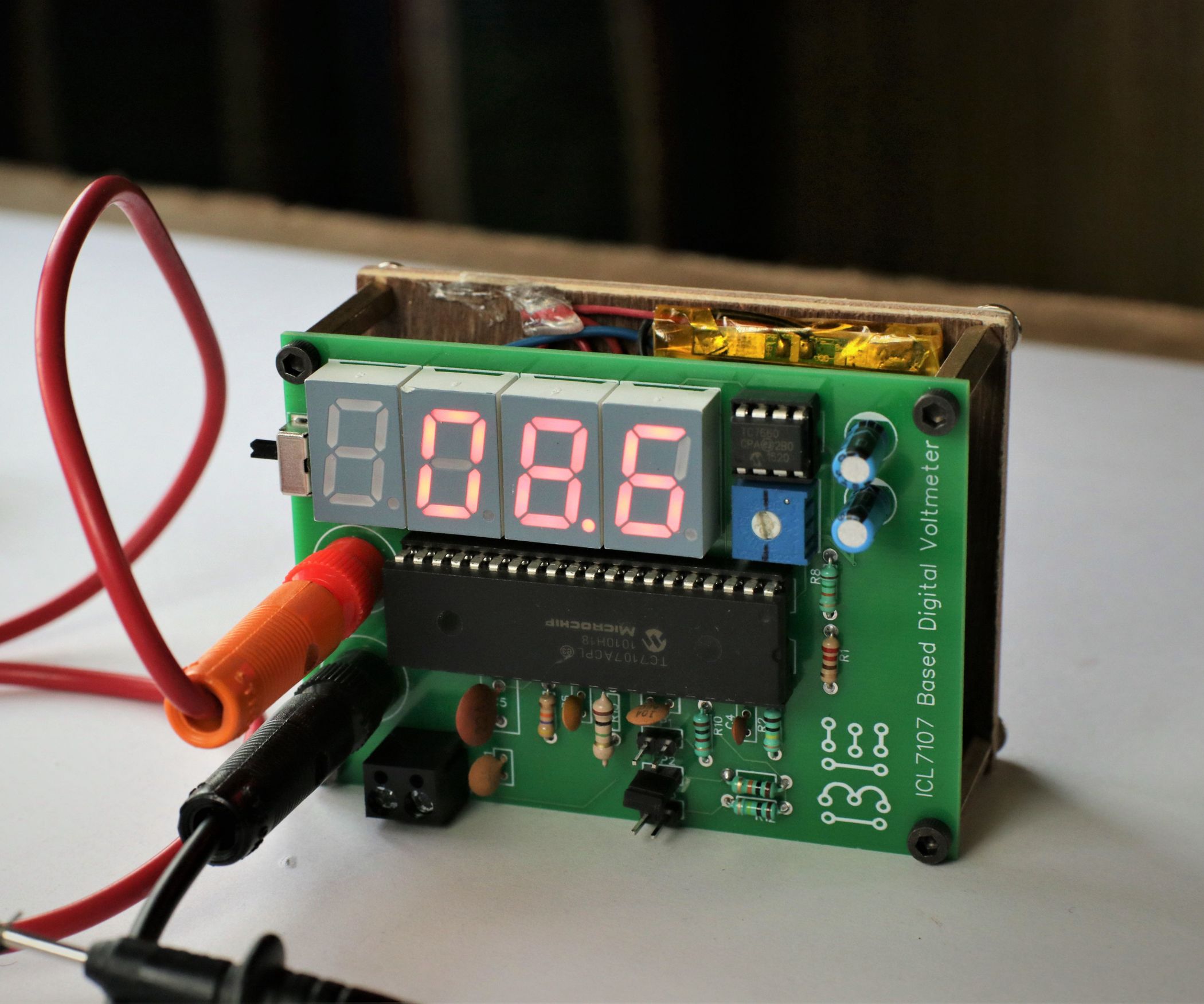 Rechargeable Digital Voltmeter Using ICL7107 ADC : 7 Steps (with ...