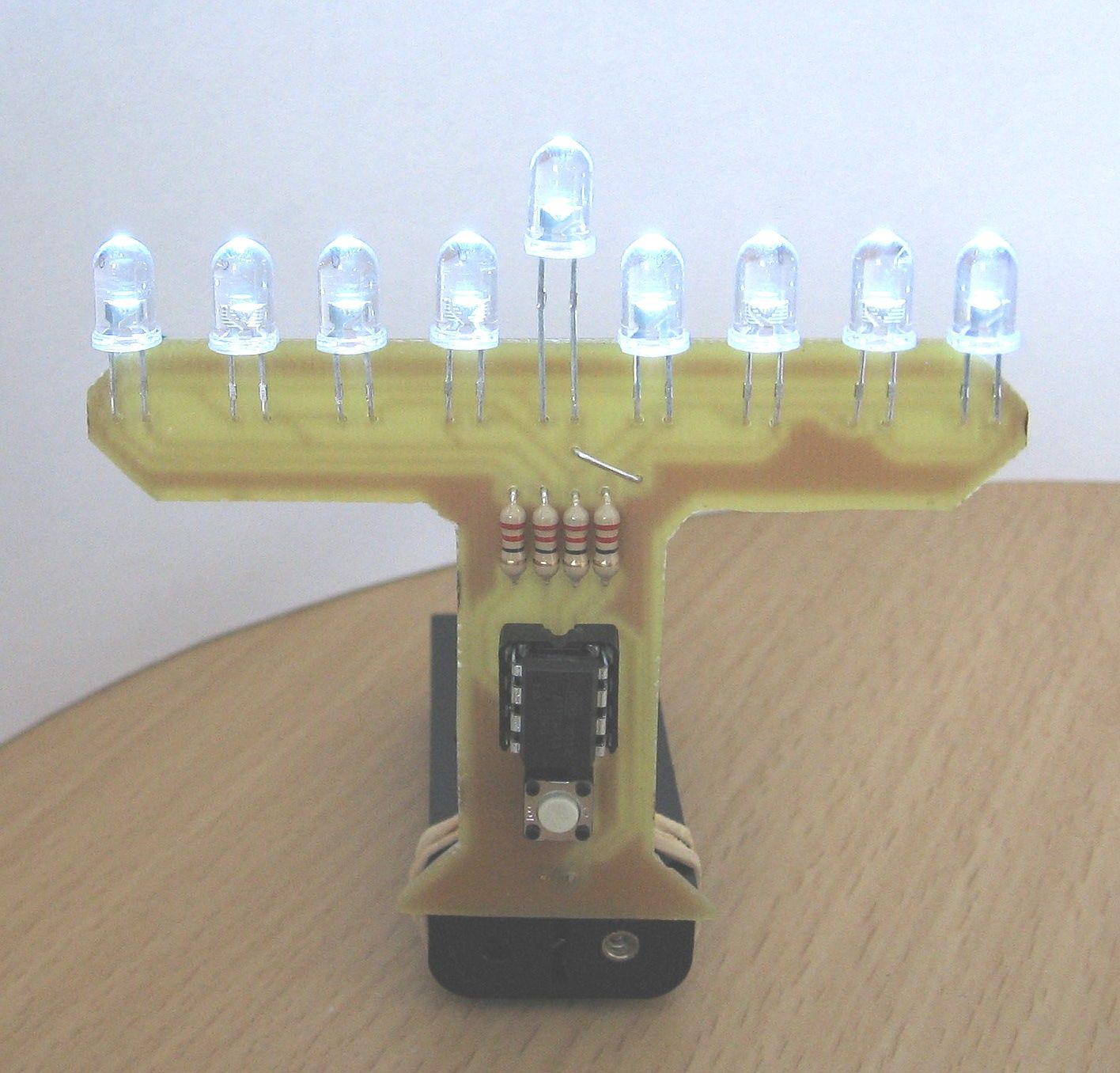 LED Hanukkah Menorah : 6 Steps (with Pictures) - Instructables