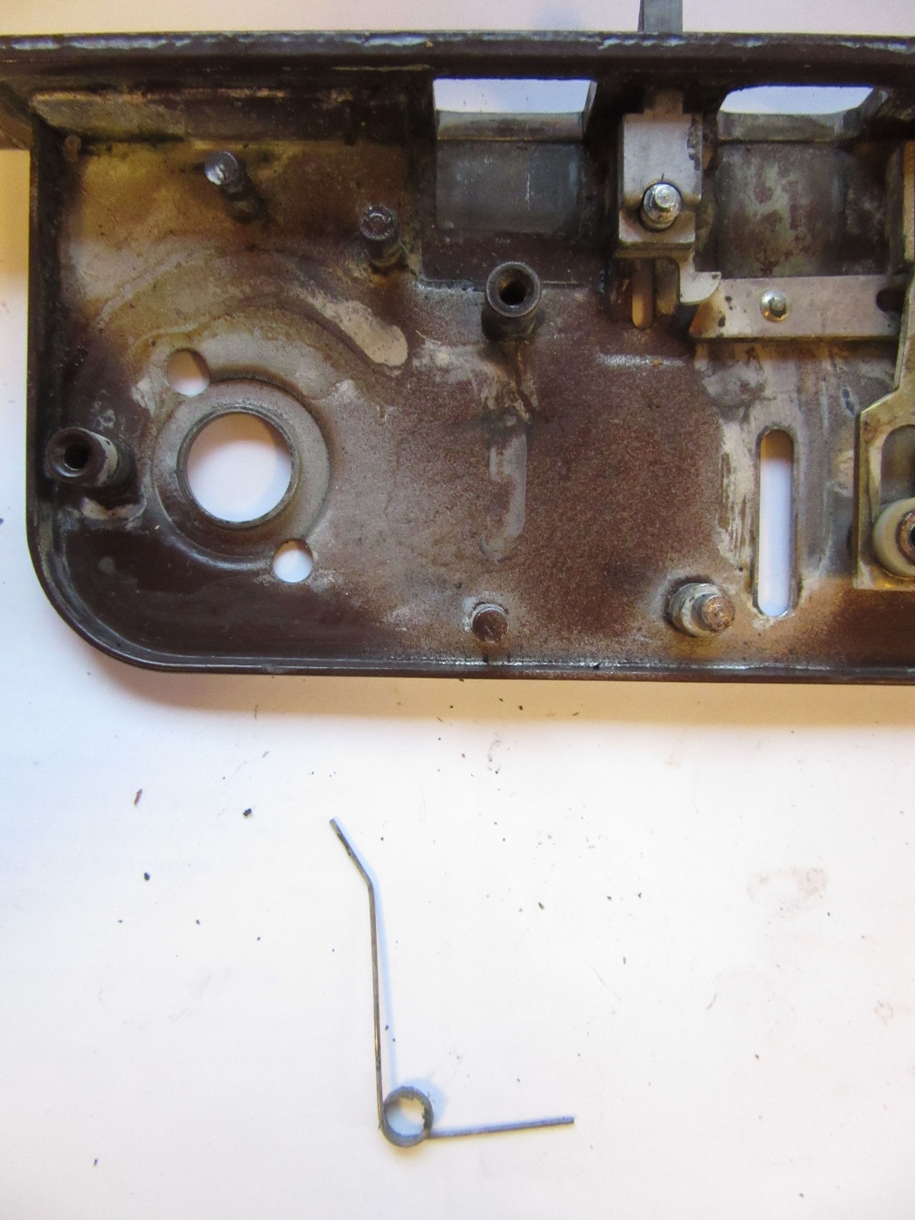 How to Disassemble a Boda 4235 Lock Case (Abloy 4235) : 5 Steps ...