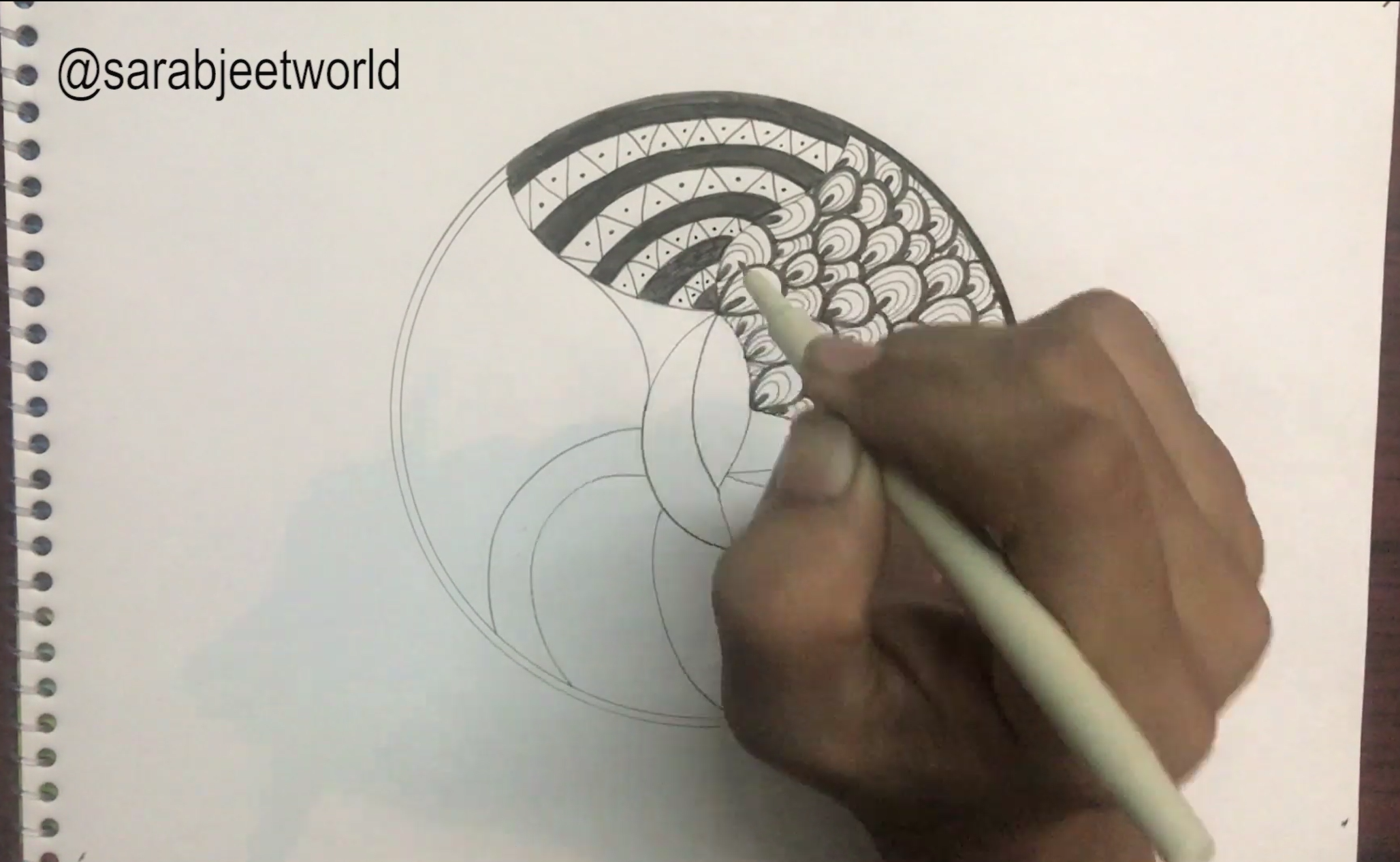 How to Draw Complex Zentangle Art for Beginners Learn : 11 Steps ...