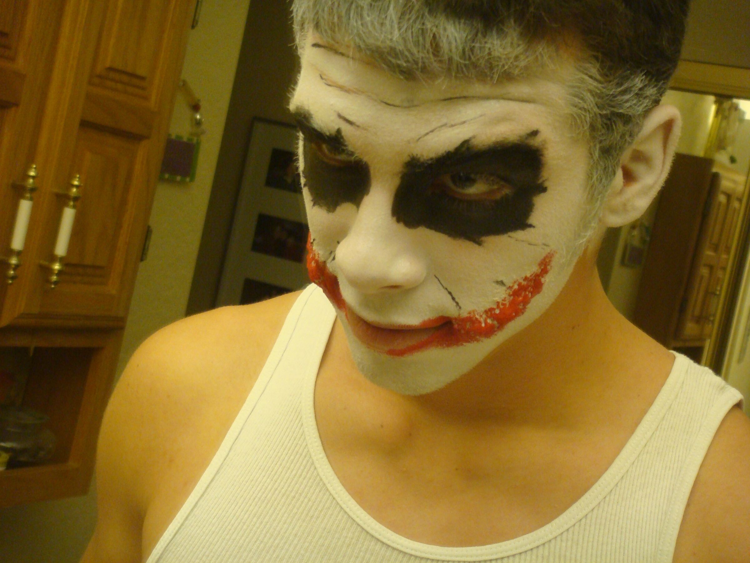 DIY Joker Makeup (The Dark Knight) : 10 Steps (with Pictures ...