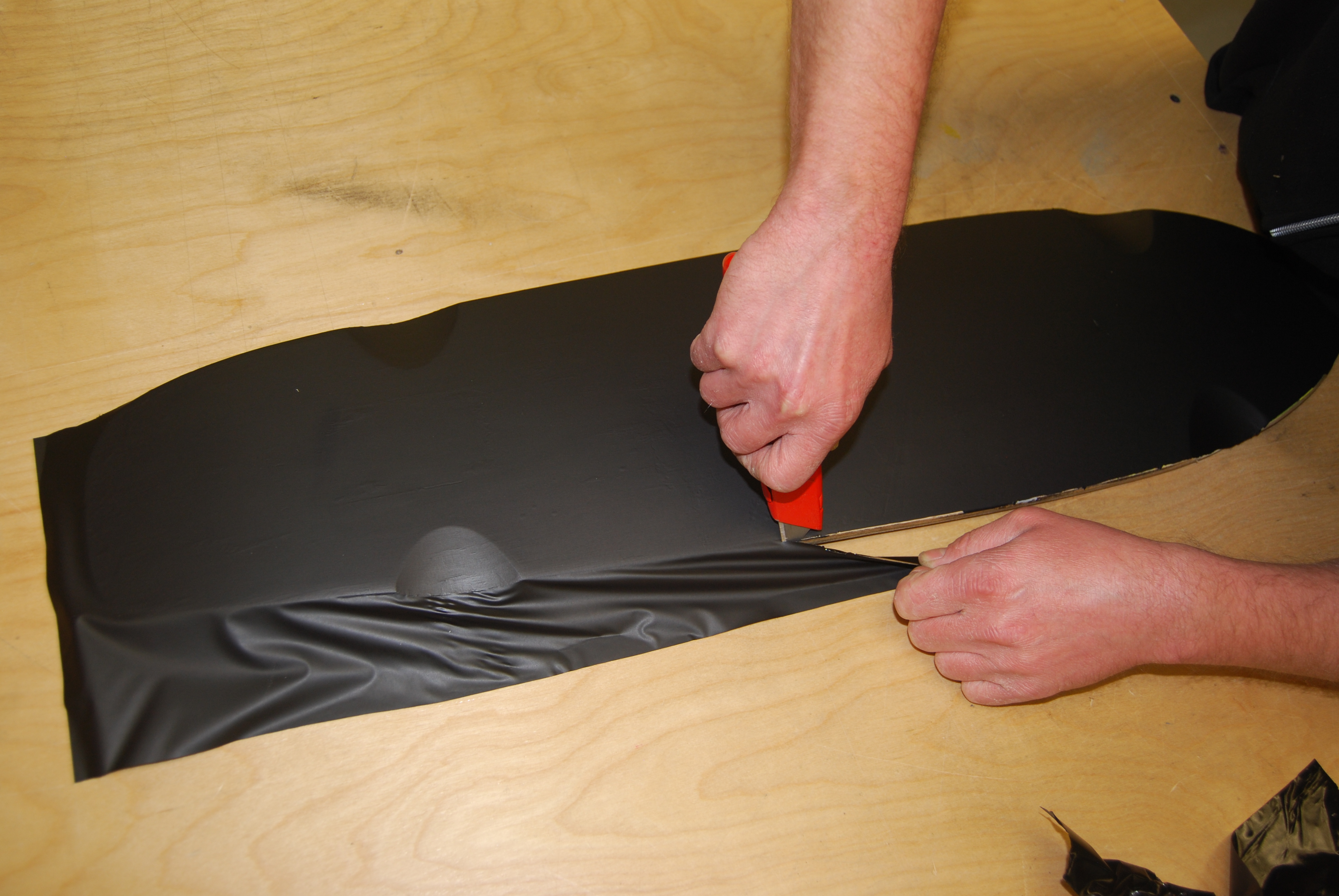 Applying Vinyl to Curved Surfaces : 4 Steps (with Pictures) - Instructables