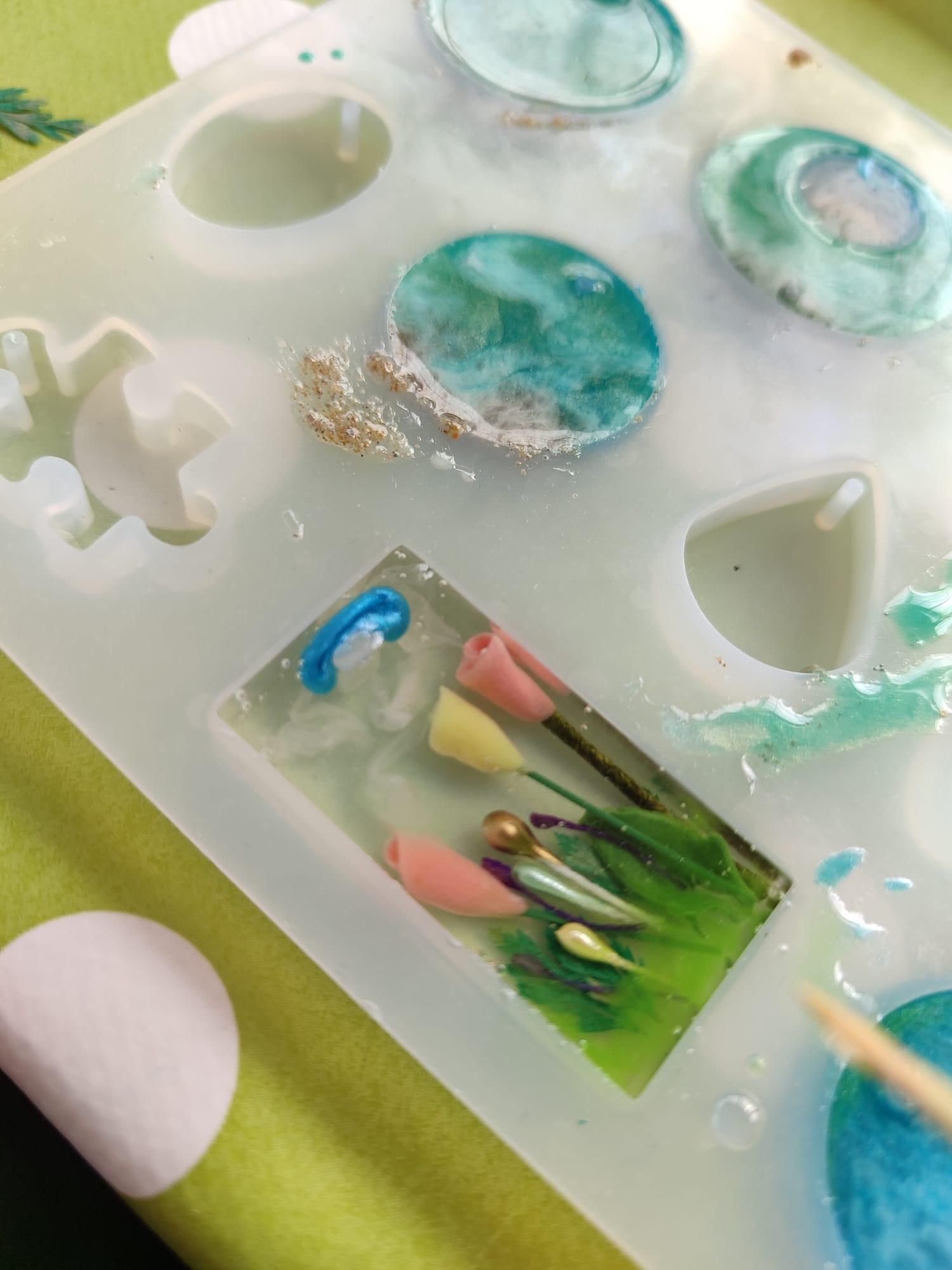 Epoxy Resin Fantasy Garden : 7 Steps (with Pictures) - Instructables