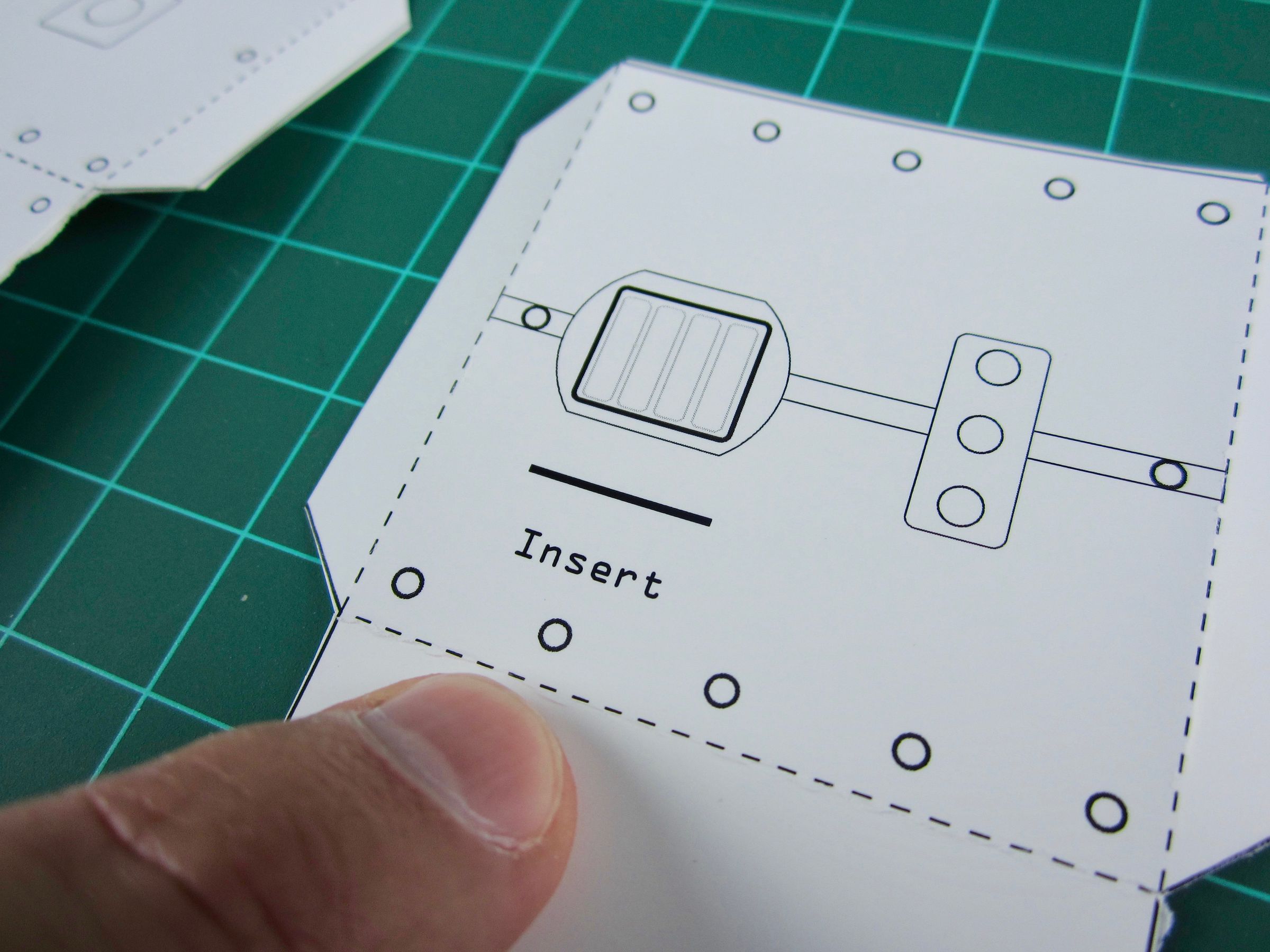 Move and Blink Paper Robot : 10 Steps (with Pictures) - Instructables