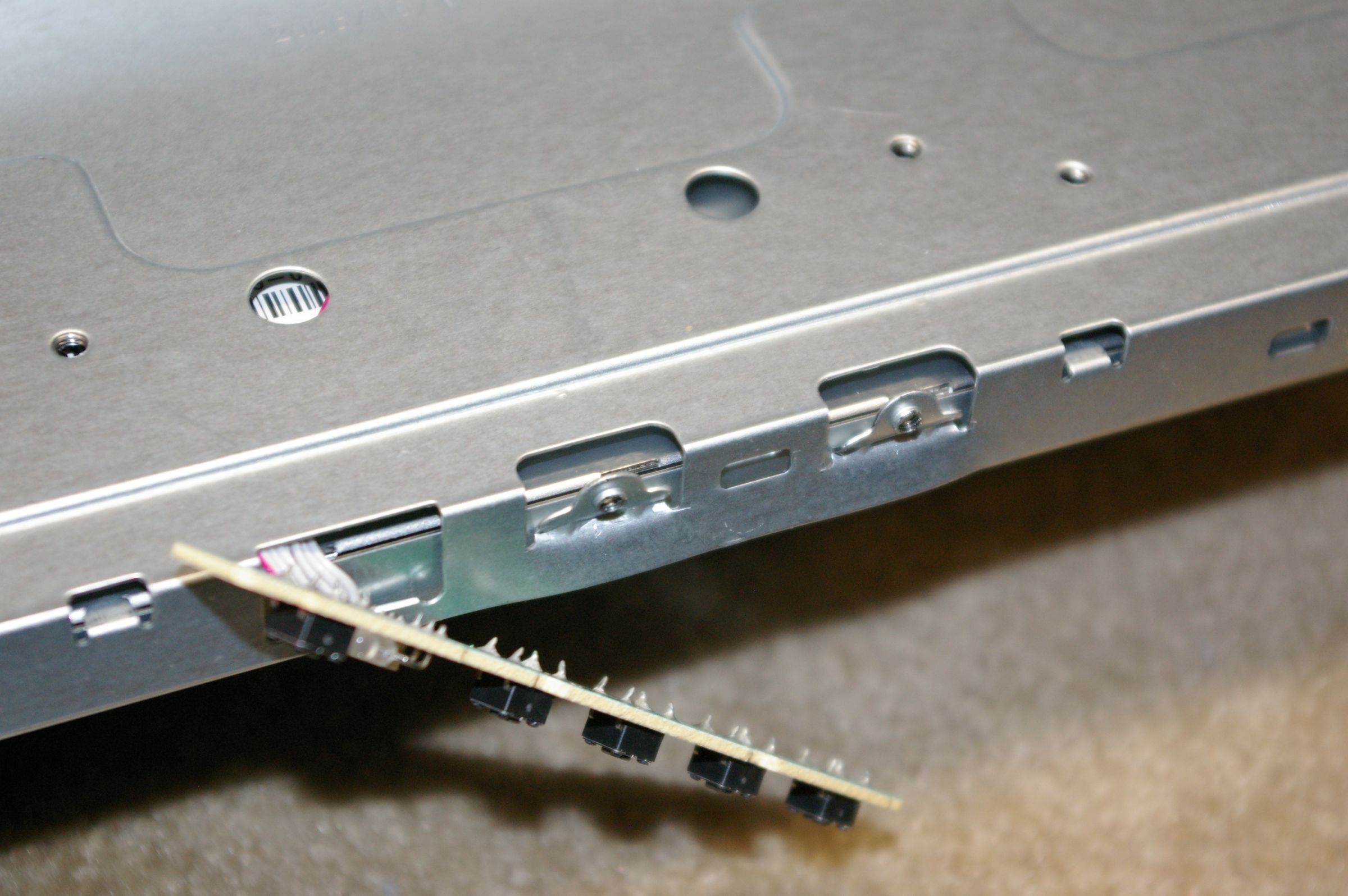 Wireless Raspberry Pi Digital Picture Frame in a Shadow Box : 10 Steps ...