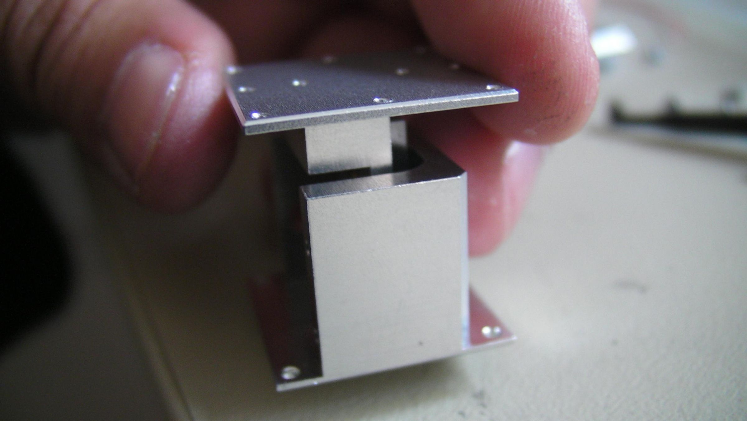 Hacking Linear Slides Into Centimeter Range, Nanometer Step Size and ...