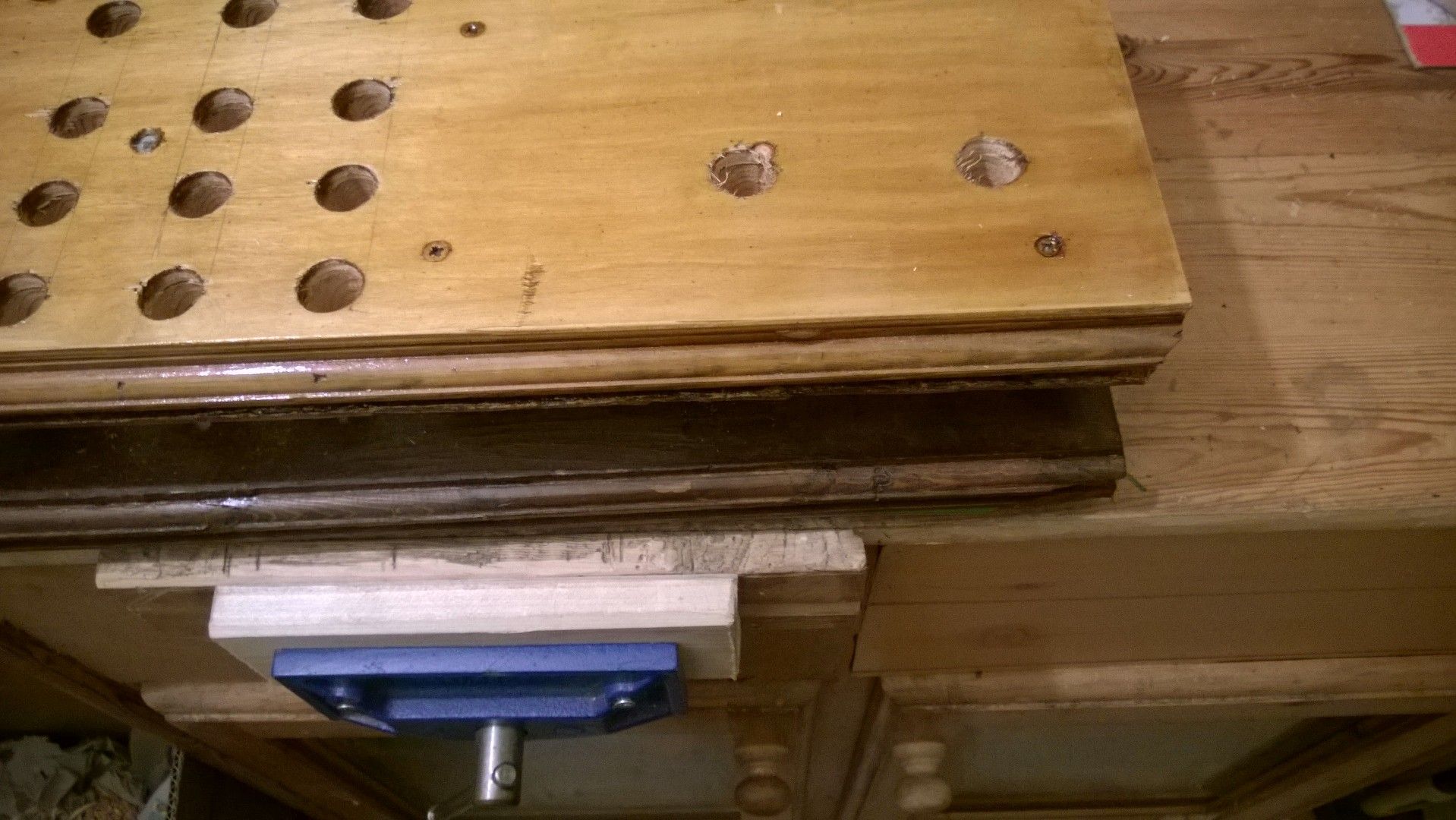 VERSATILE MINI WORKBENCH : 13 Steps - Instructables