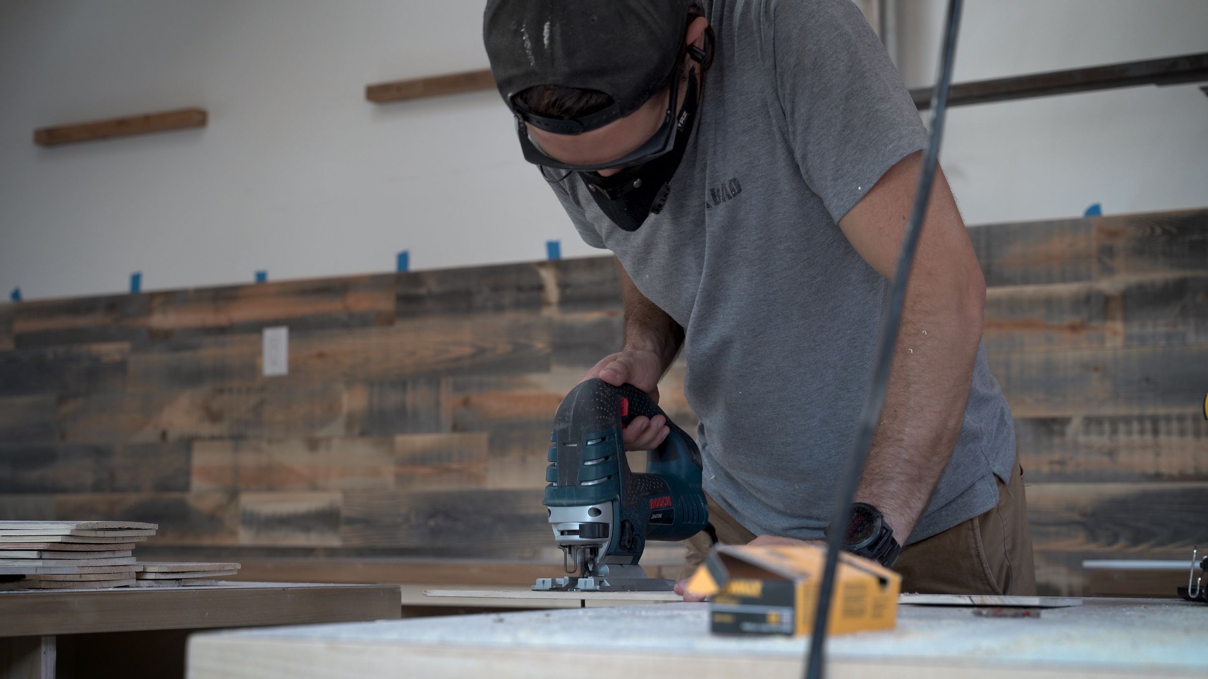 Reclaimed Wood Accent Wall in My Workshop : 12 Steps (with Pictures ...