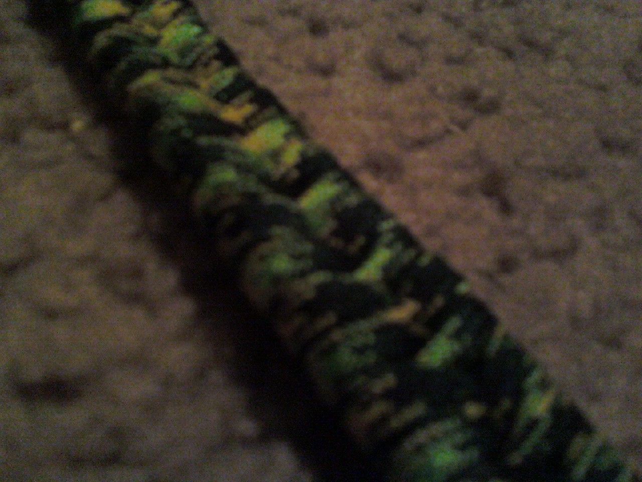 How to Make Fishtail Paracord Bracelet : 4 Steps - Instructables