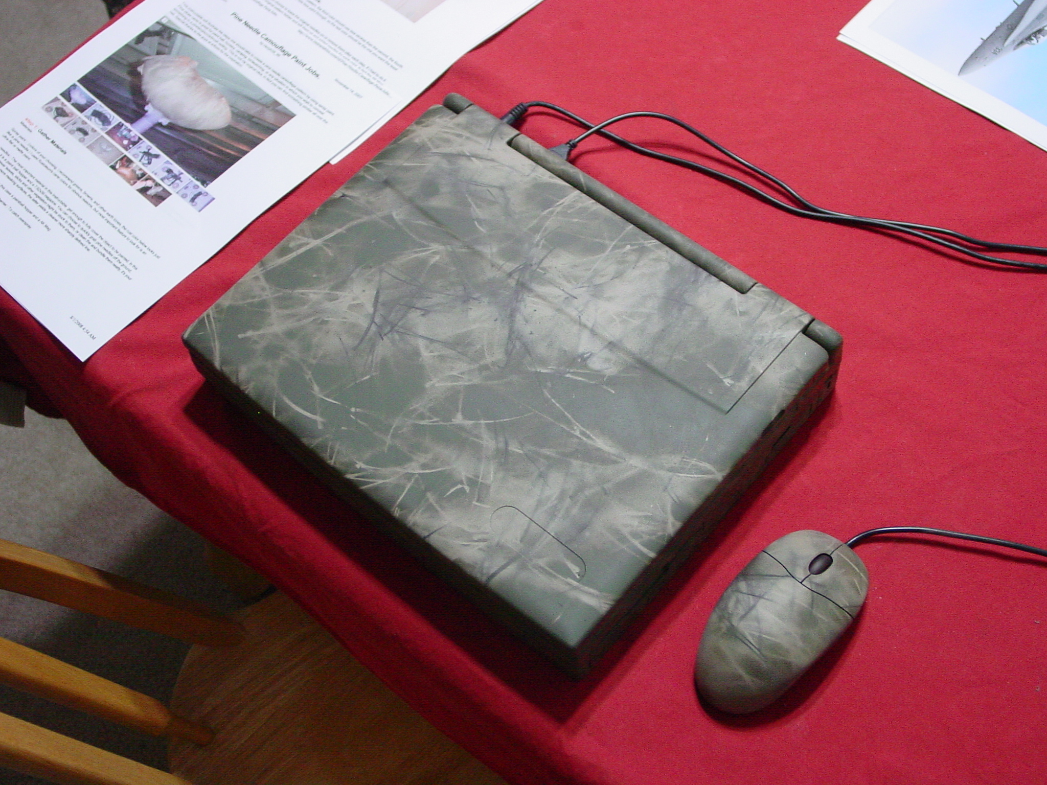 High-Tech Pine Needle Camo Painted LapTop Computer : 5 Steps ...