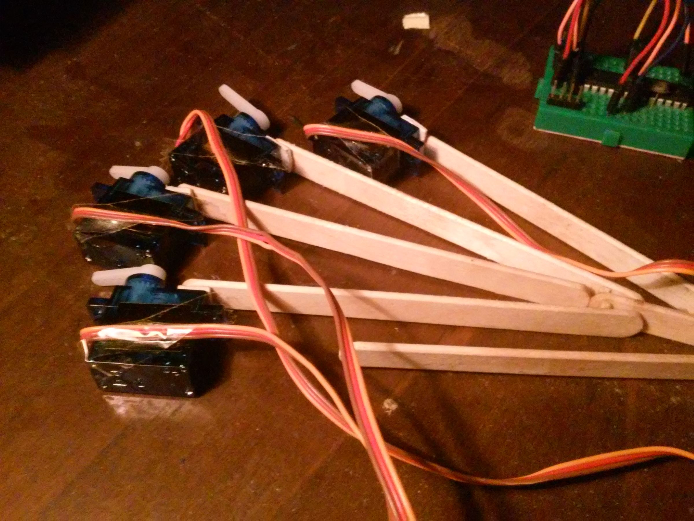 Robot Hand Prop Framework : 6 Steps - Instructables