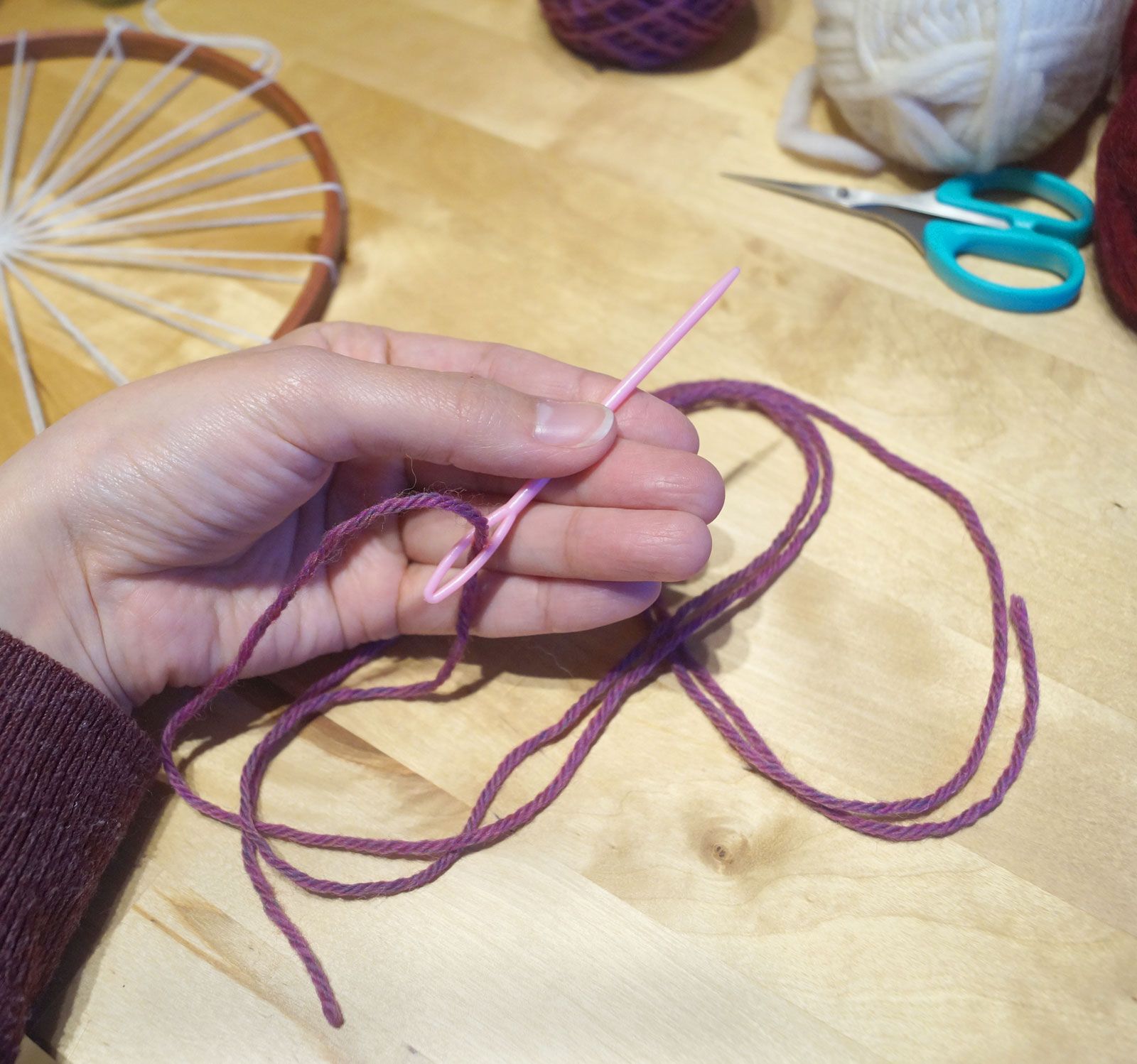 Woven Hoop Art : 9 Steps (with Pictures) - Instructables