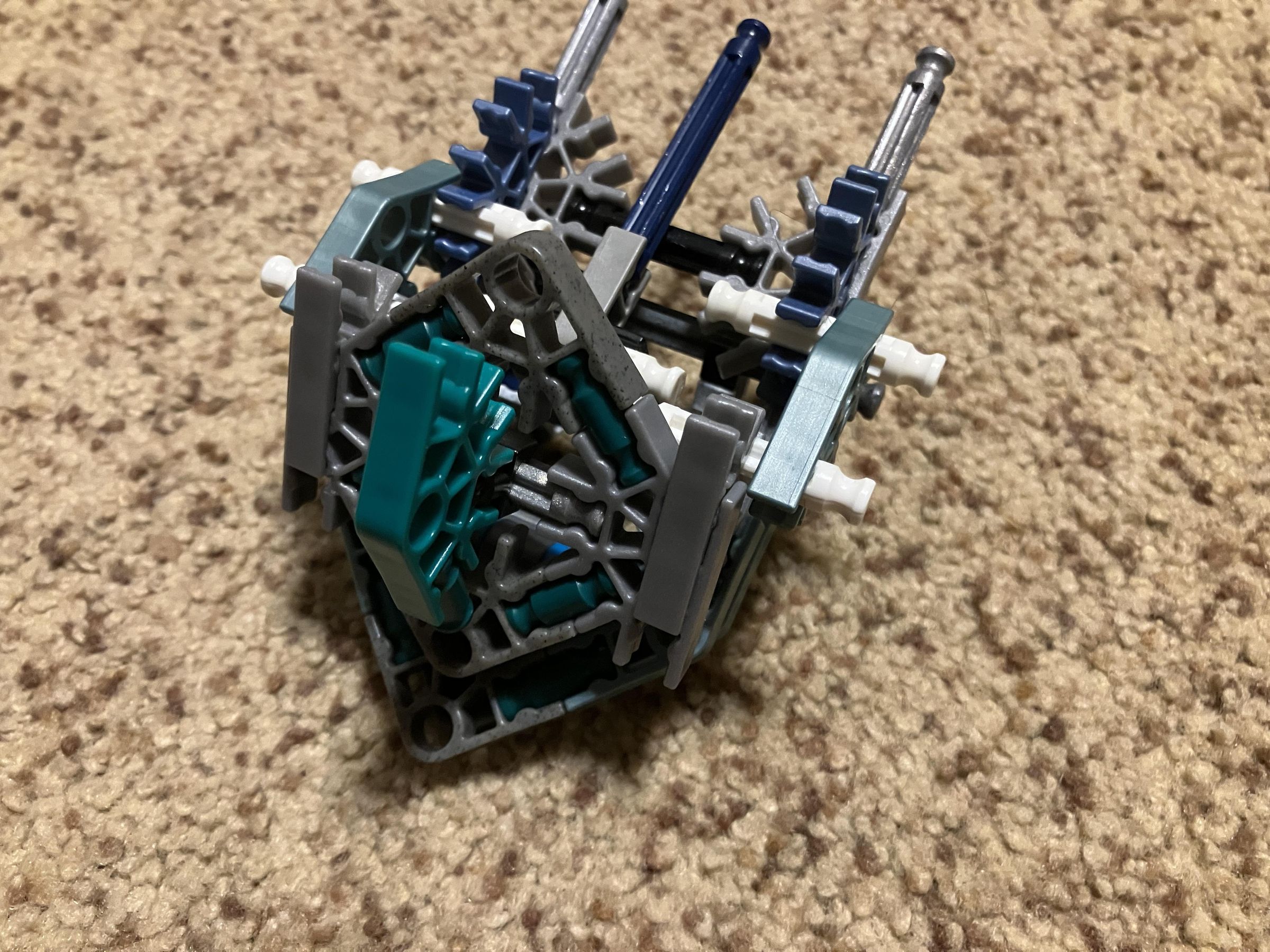 Eustace the Dragon, a K'nex Dragon Puppet : 7 Steps (with Pictures ...