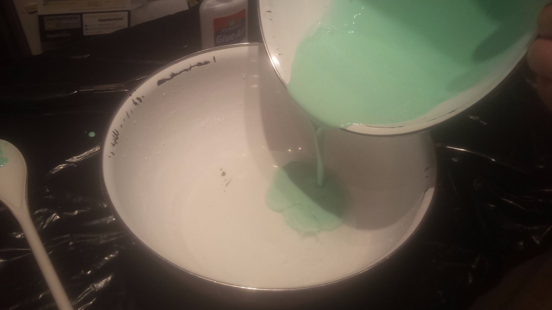 How to Make: Slime : 12 Steps (with Pictures) - Instructables