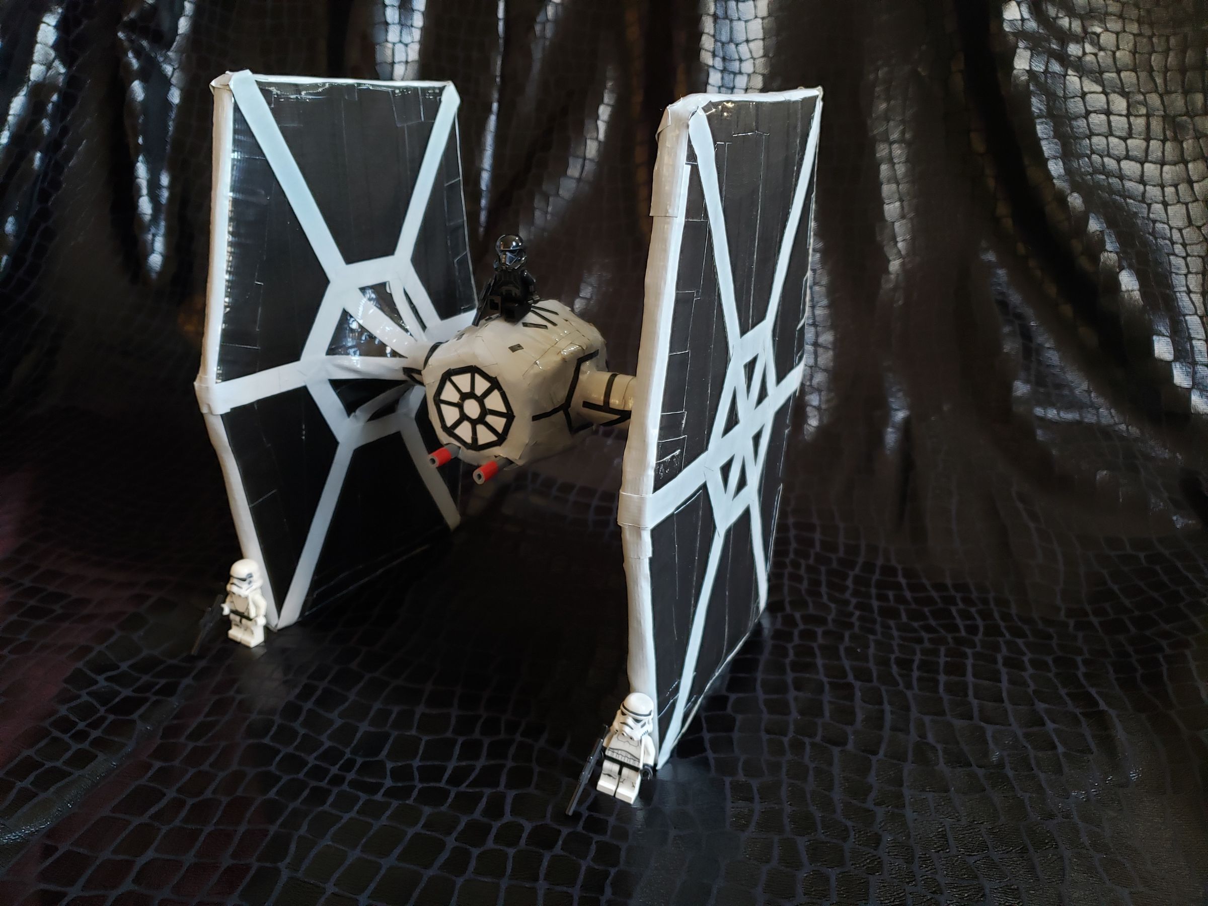 Tie Fighter : 14 Steps (with Pictures) - Instructables