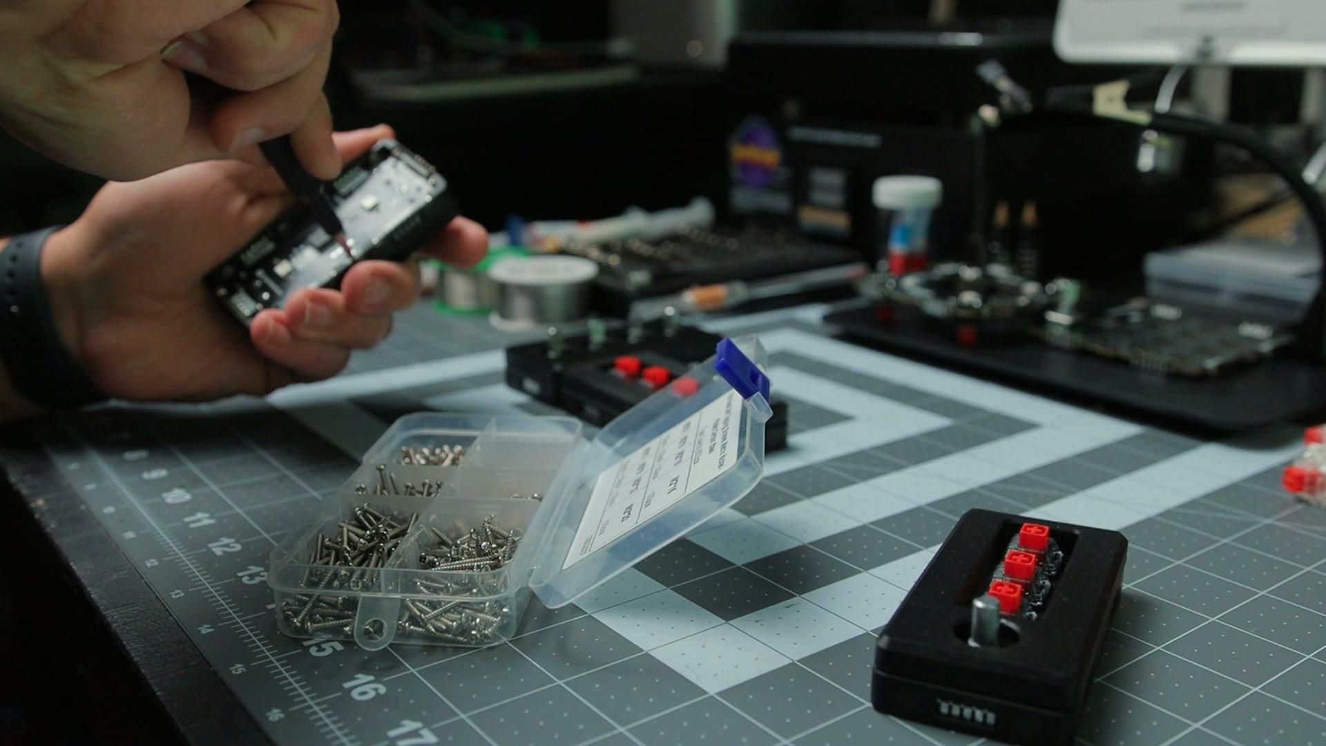 Modular Macro Keyboard System — Ocreeb MK2 : 12 Steps (with Pictures ...