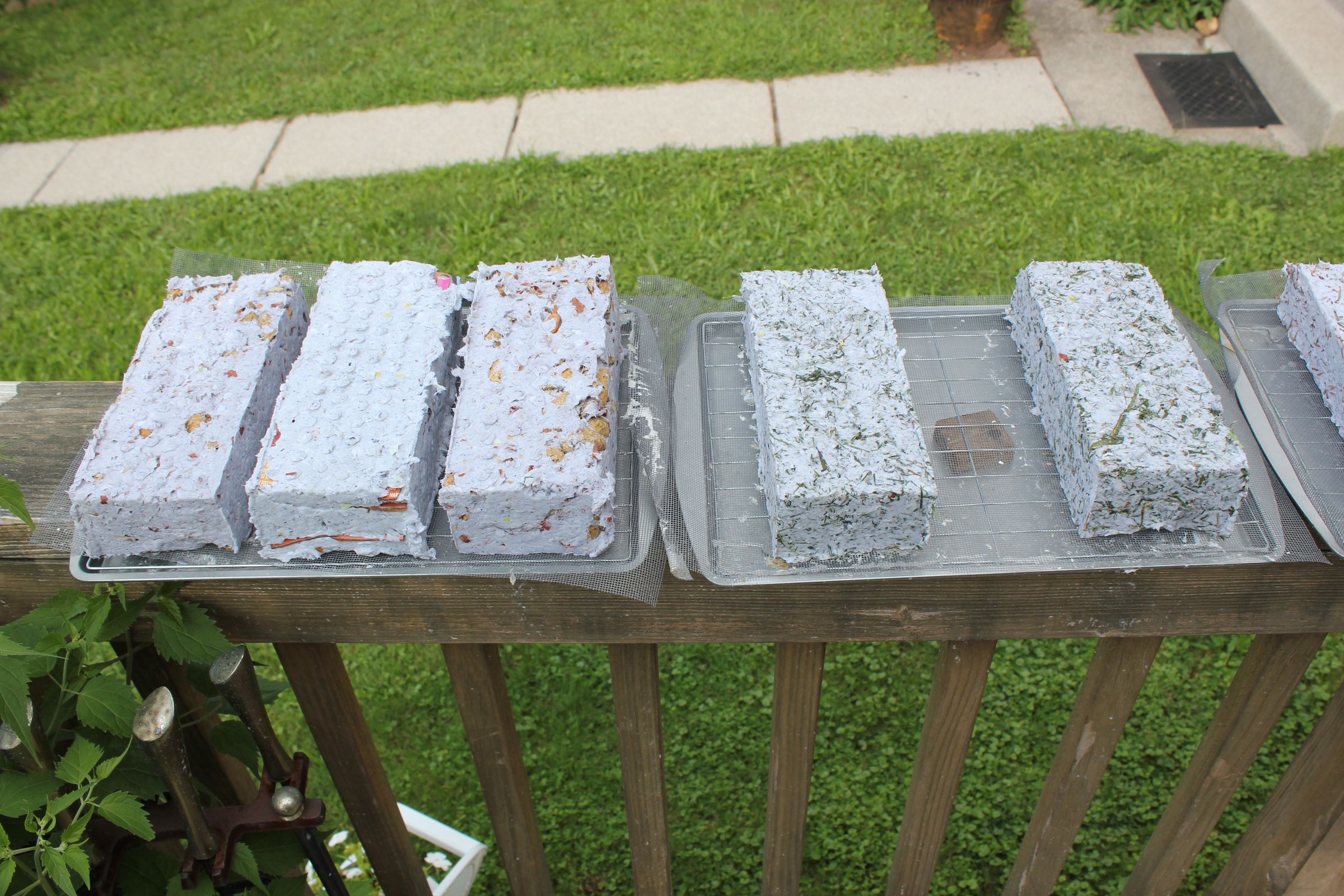 Alternative Mixed Media Sun Dried Paper Briquettes : 11 Steps (with ...