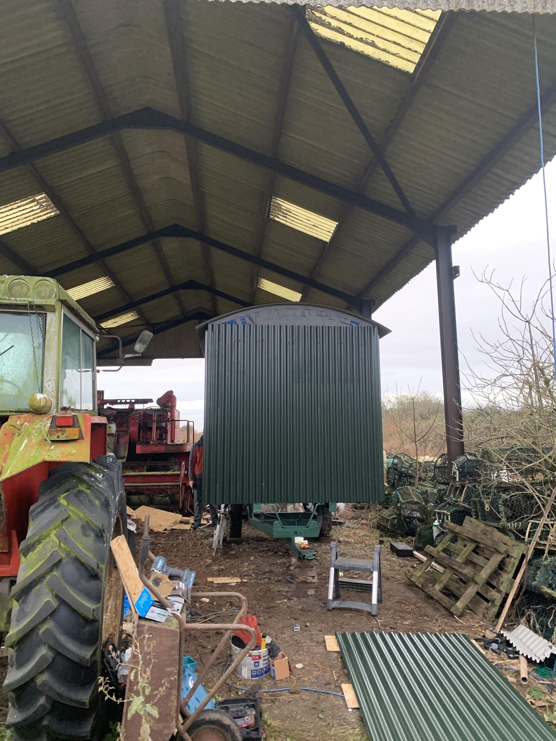 Self Build Shepherds Hut. Step by Step With Photos. Off Grid Living : 20 Steps (with Pictures ...