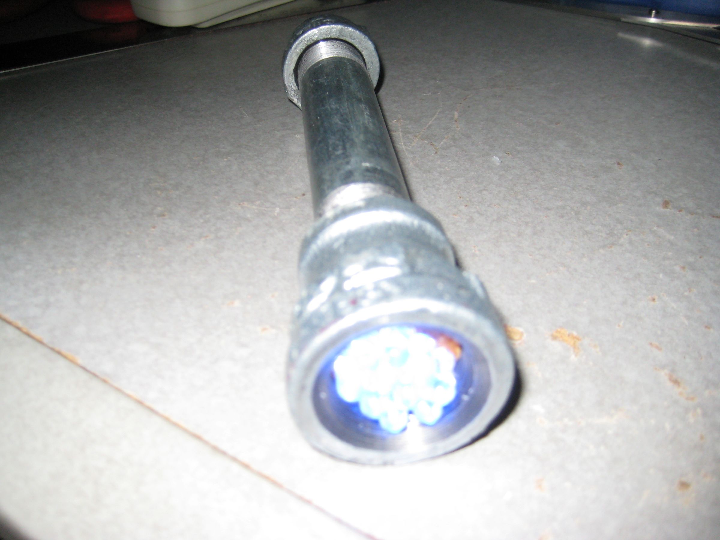 Gas Pipe Flashlight : 8 Steps (with Pictures) - Instructables