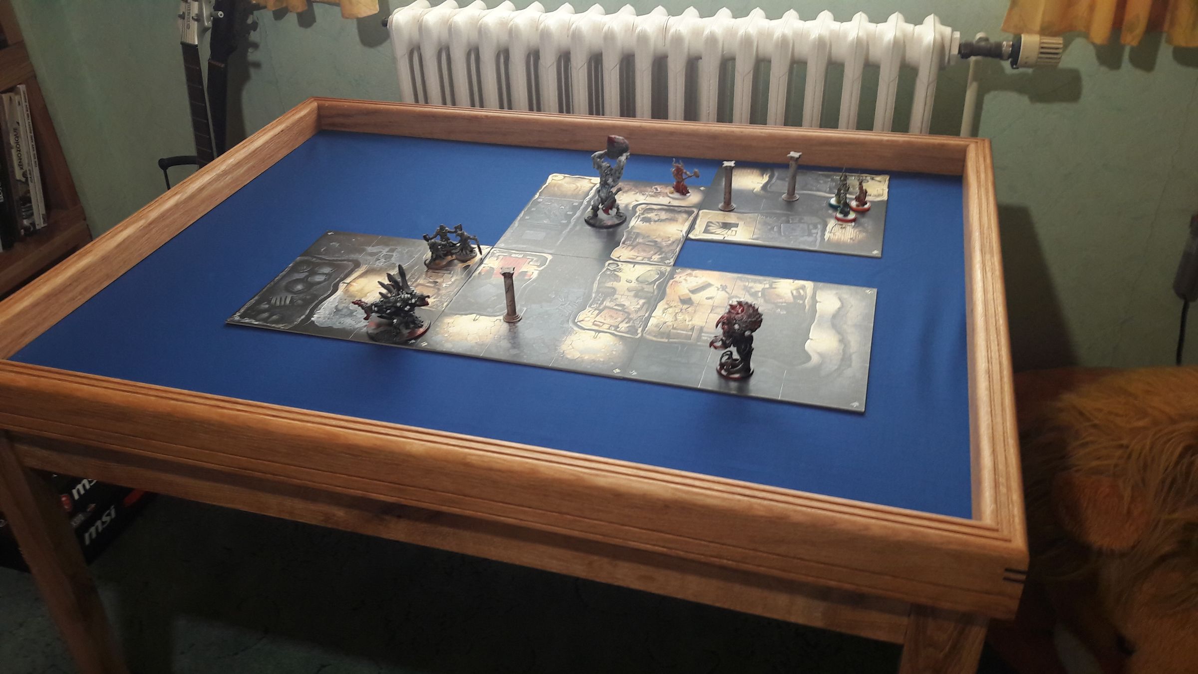 Simple Solo Oak Board-gaming Table : 8 Steps (with Pictures ...