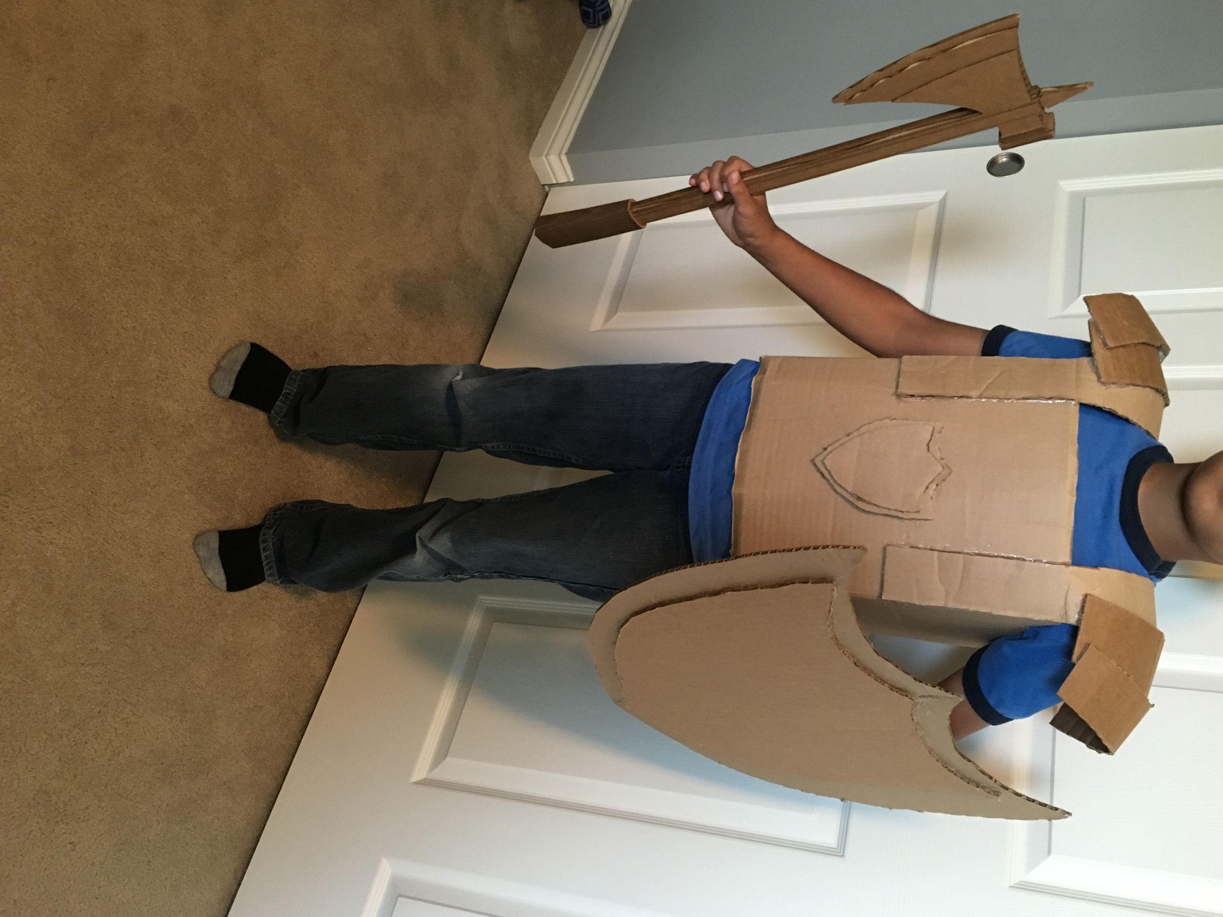 Cardboard Armor Suit : 5 Steps (with Pictures) - Instructables