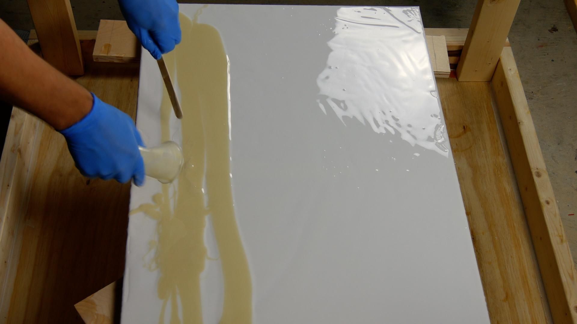 How to Make Resin Art on a Canvas (For Beginners) : 10 Steps (with ...