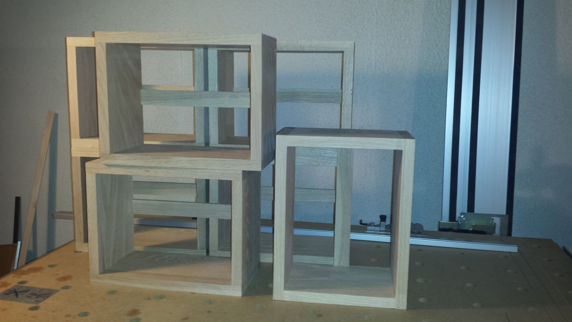 Making Modular DVD Storage Towers : 4 Steps (with Pictures) - Instructables