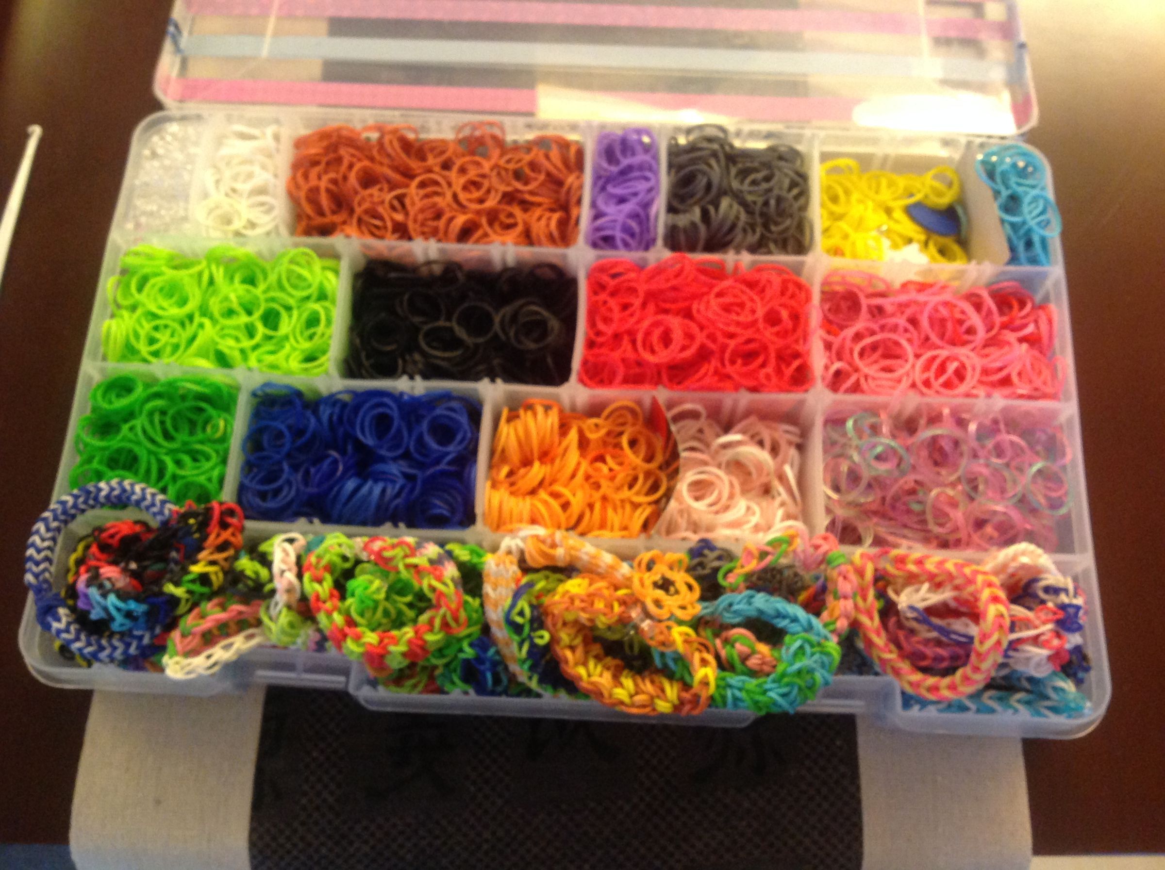 How to Make Rainbow Loom Triple SIngle : 4 Steps - Instructables