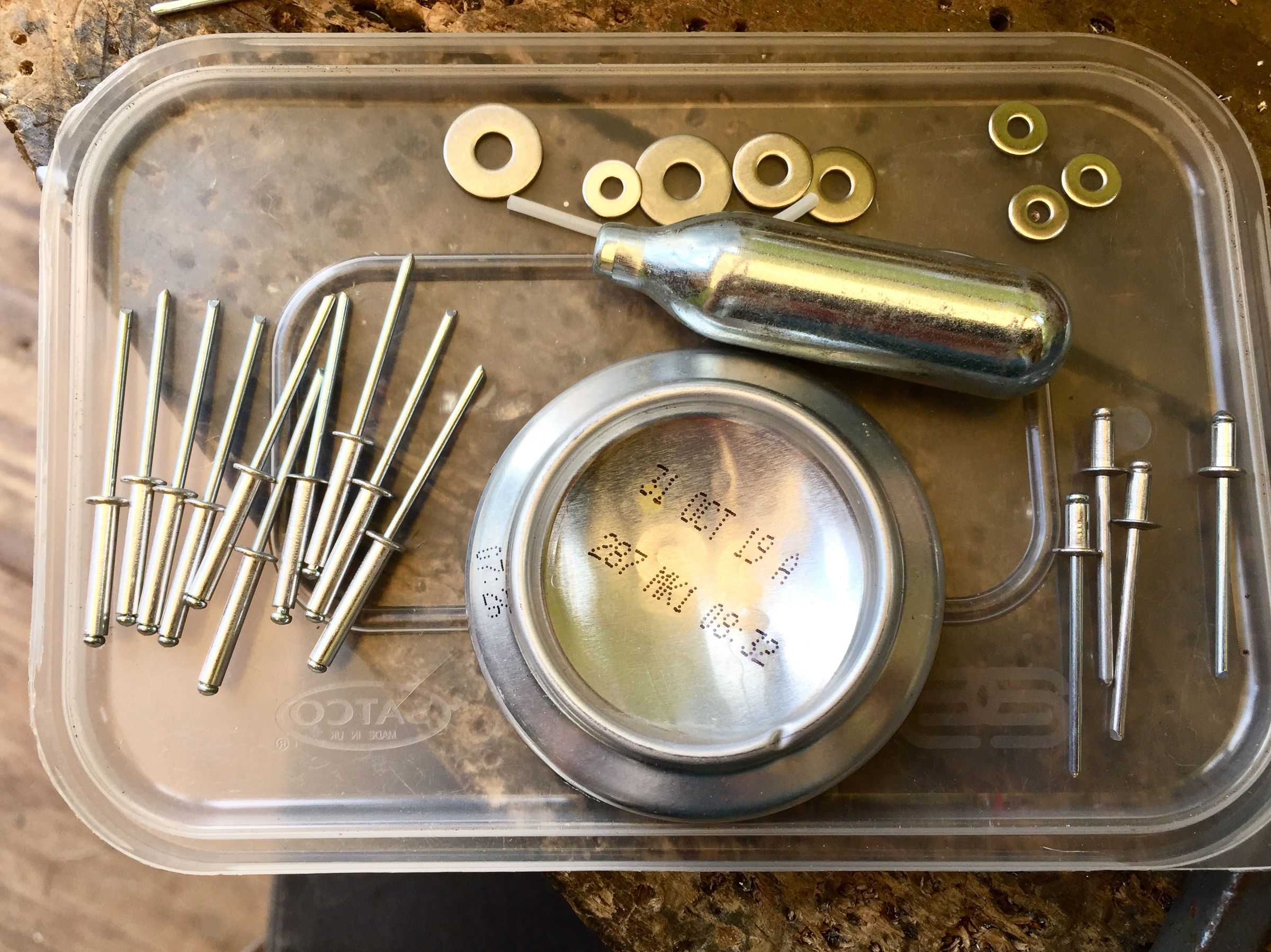 Recycled Metal Bug : 14 Steps (with Pictures) - Instructables