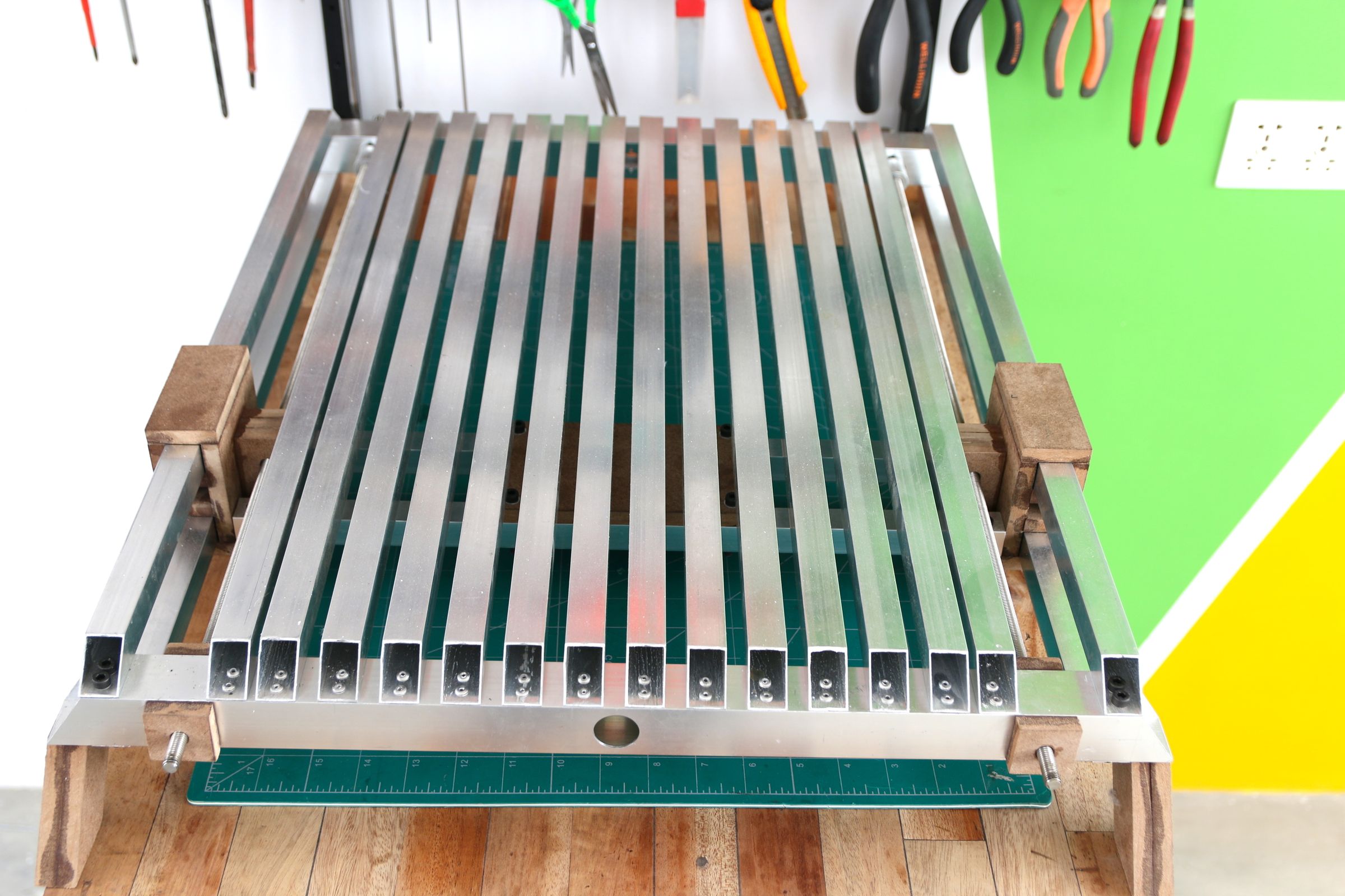 Manual Milling Machine/Surface Planner : 10 Steps (with Pictures ...