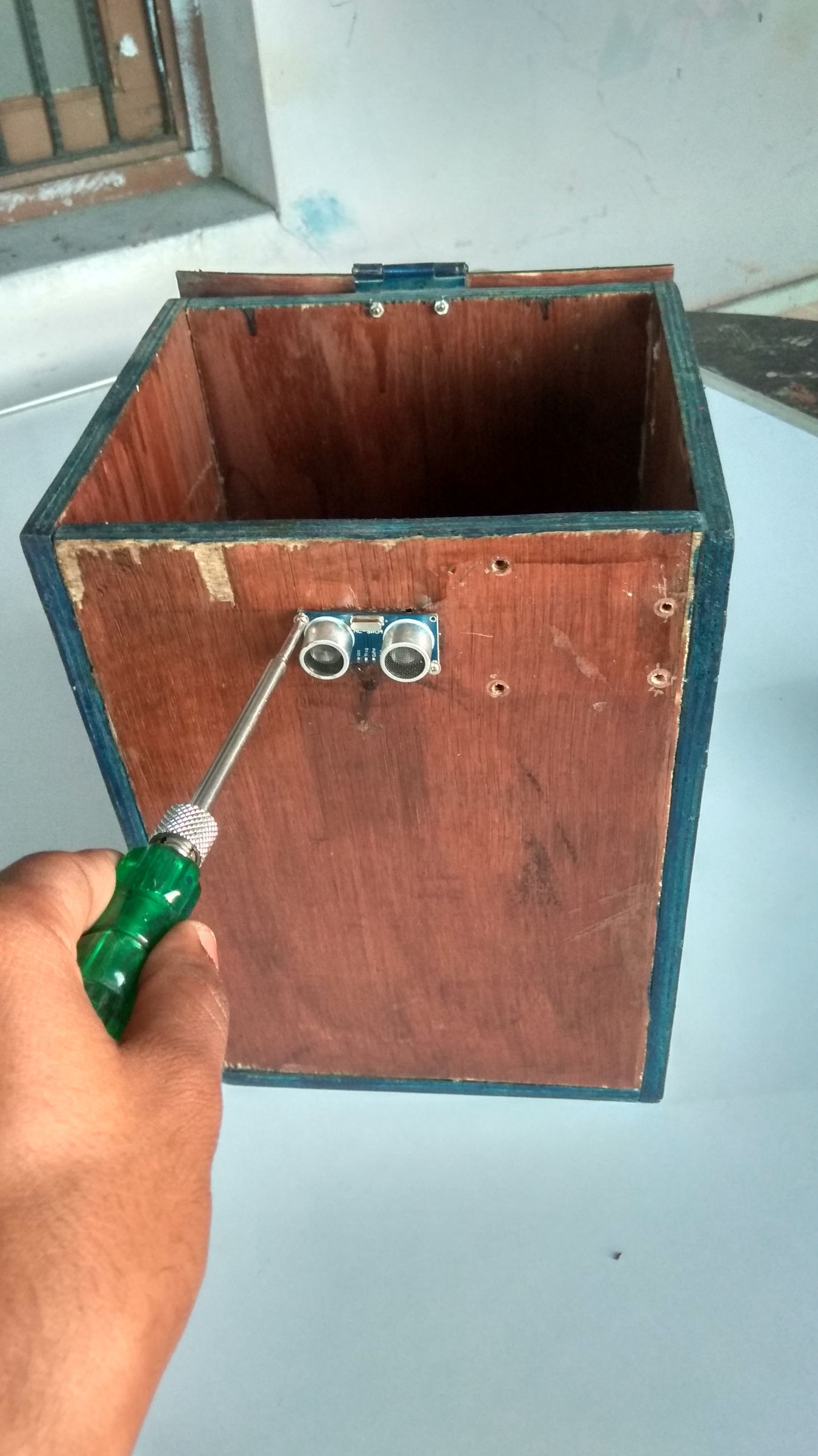 Smart Dustbin With Using Arduino : 8 Steps - Instructables