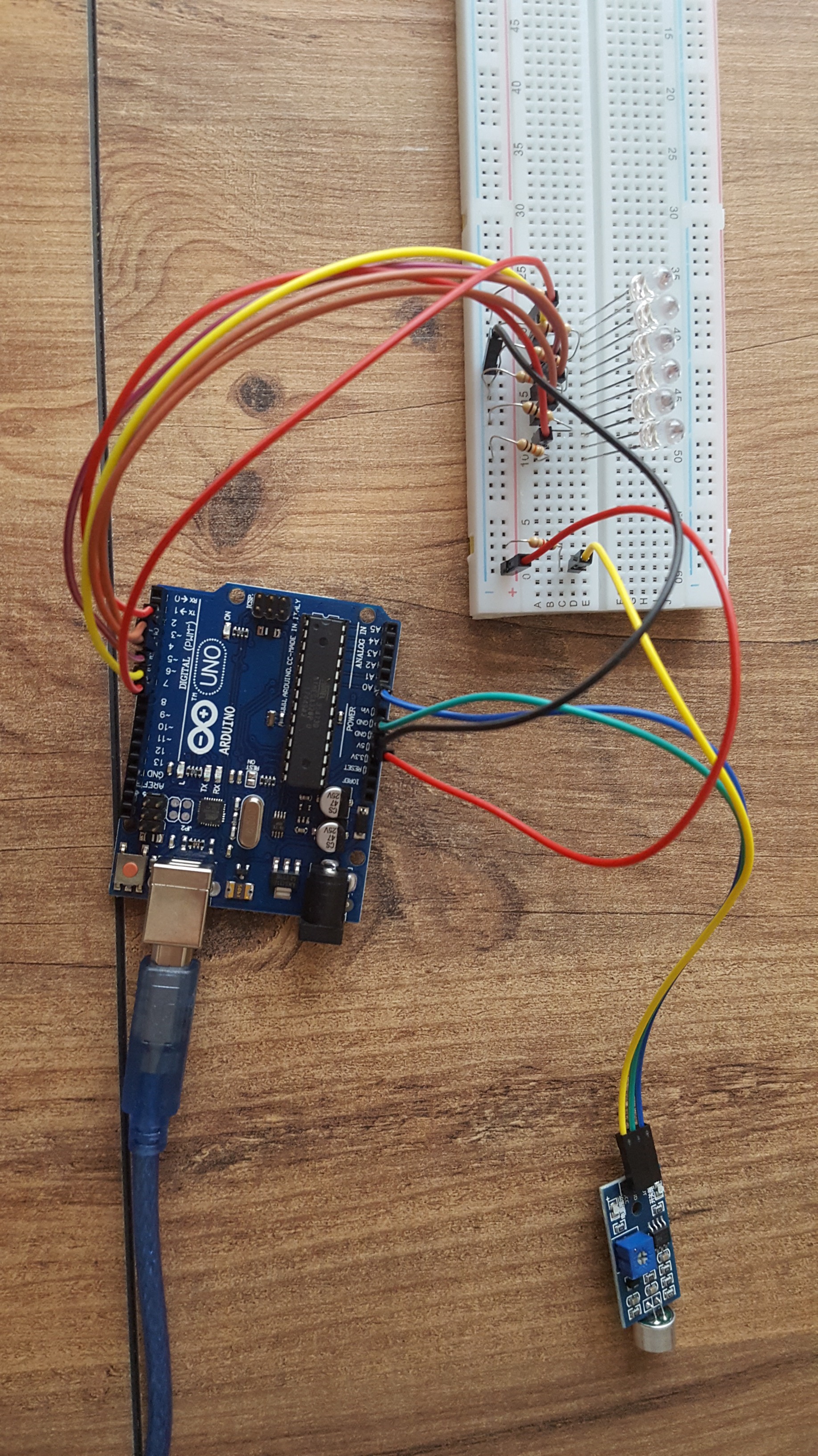 LED Lights Reflecting Sound Level Using Microphone and Arduino Uno : 4 ...