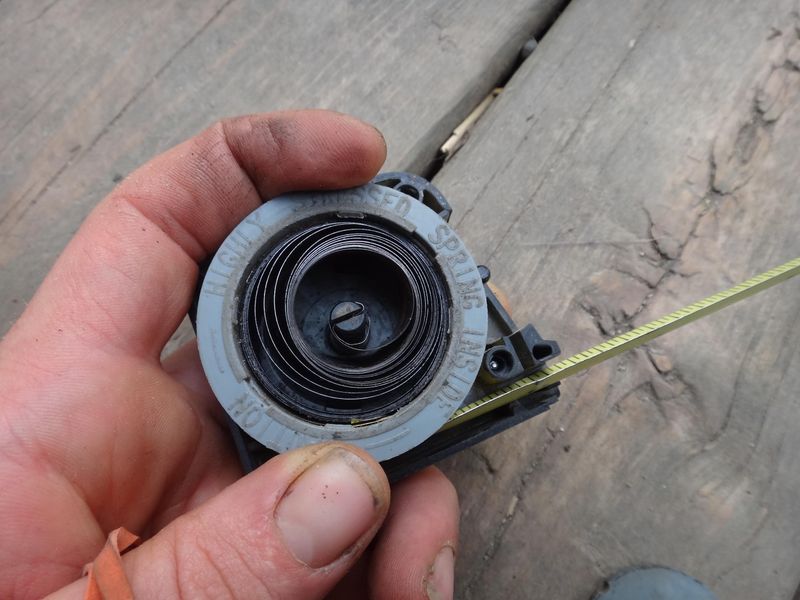How to Fix a Measuring Tape That Won't Retract (Broken Spring) : 5 ...
