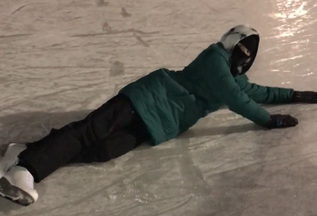 How to Ice Skate - Beginner/Advanced Beginner : 11 Steps - Instructables