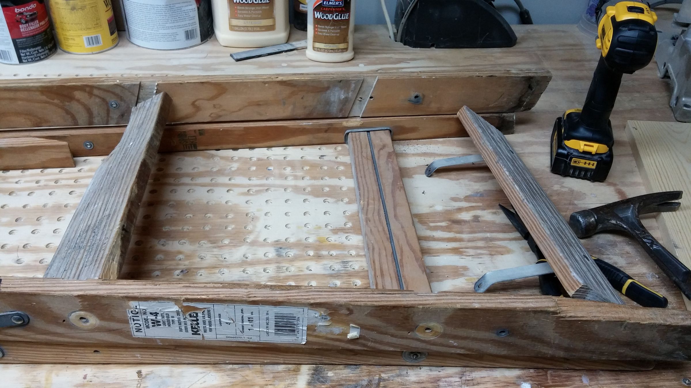 Refurbish an Old StepLadder : 9 Steps (with Pictures) - Instructables
