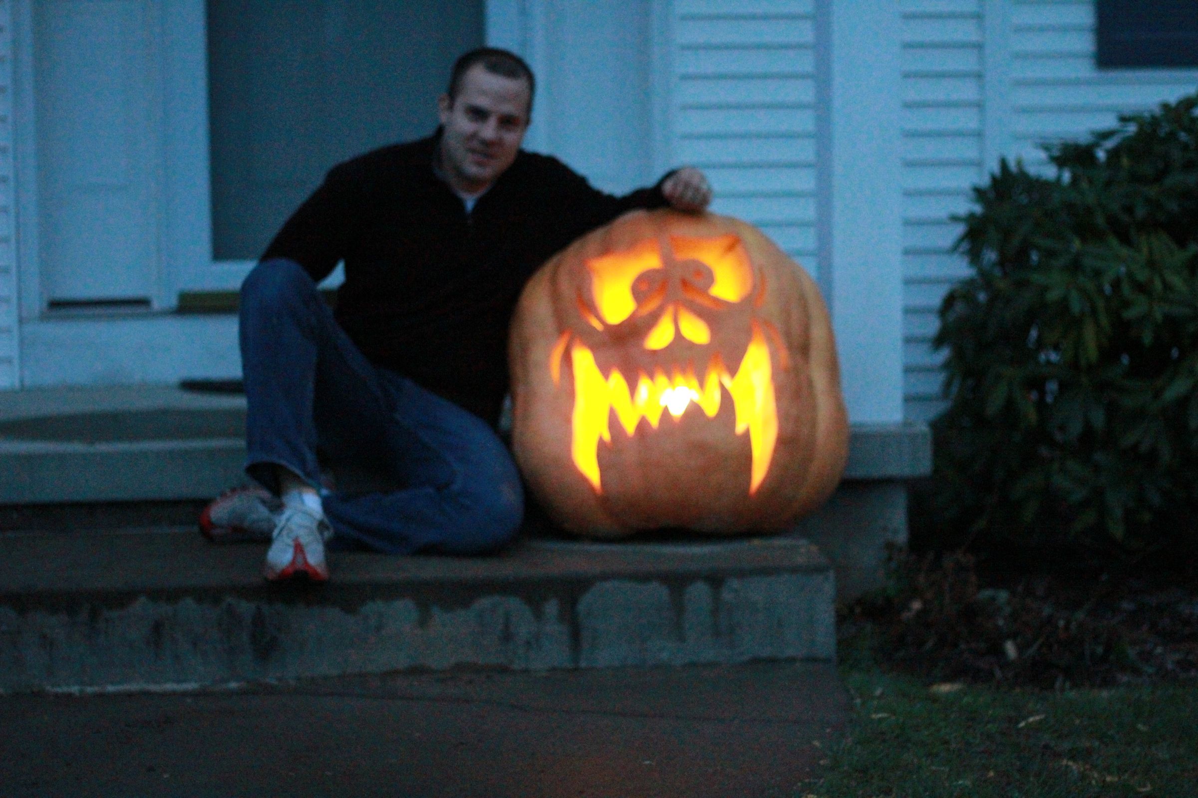 Giant Pumpkins Make Giant Jack O Lanterns : 9 Steps (with Pictures ...