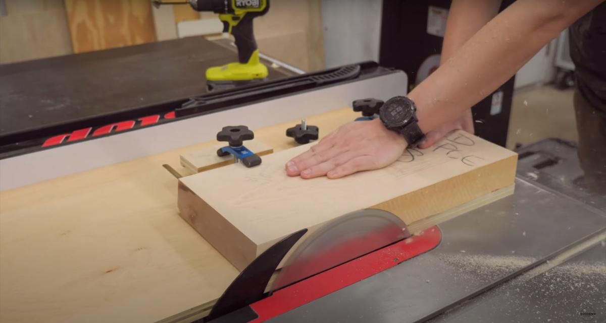 The Ultimate Taper & Jointer Jig : 4 Steps - Instructables