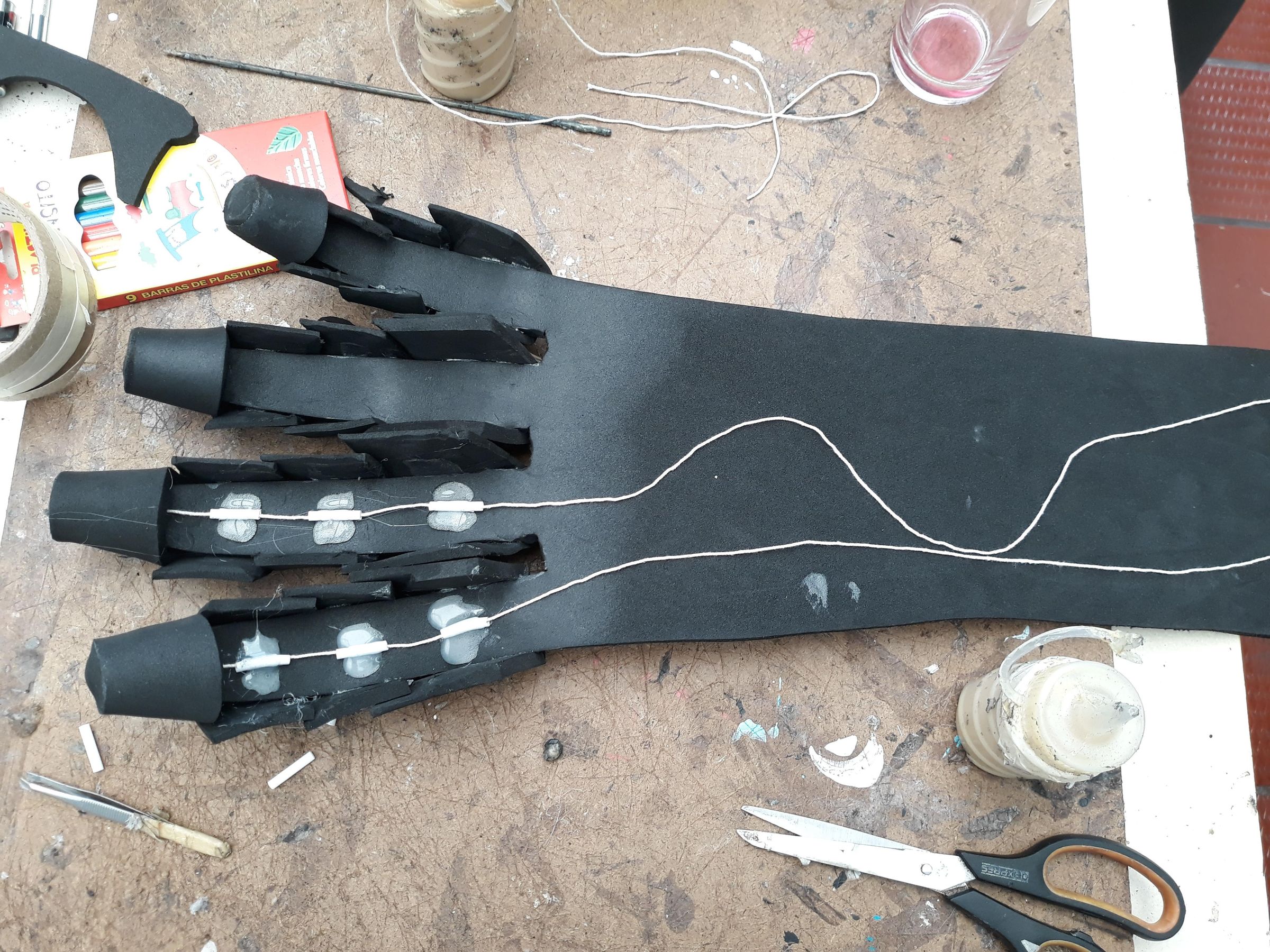 The Infinity Gauntlet. : 30 Steps (with Pictures) - Instructables