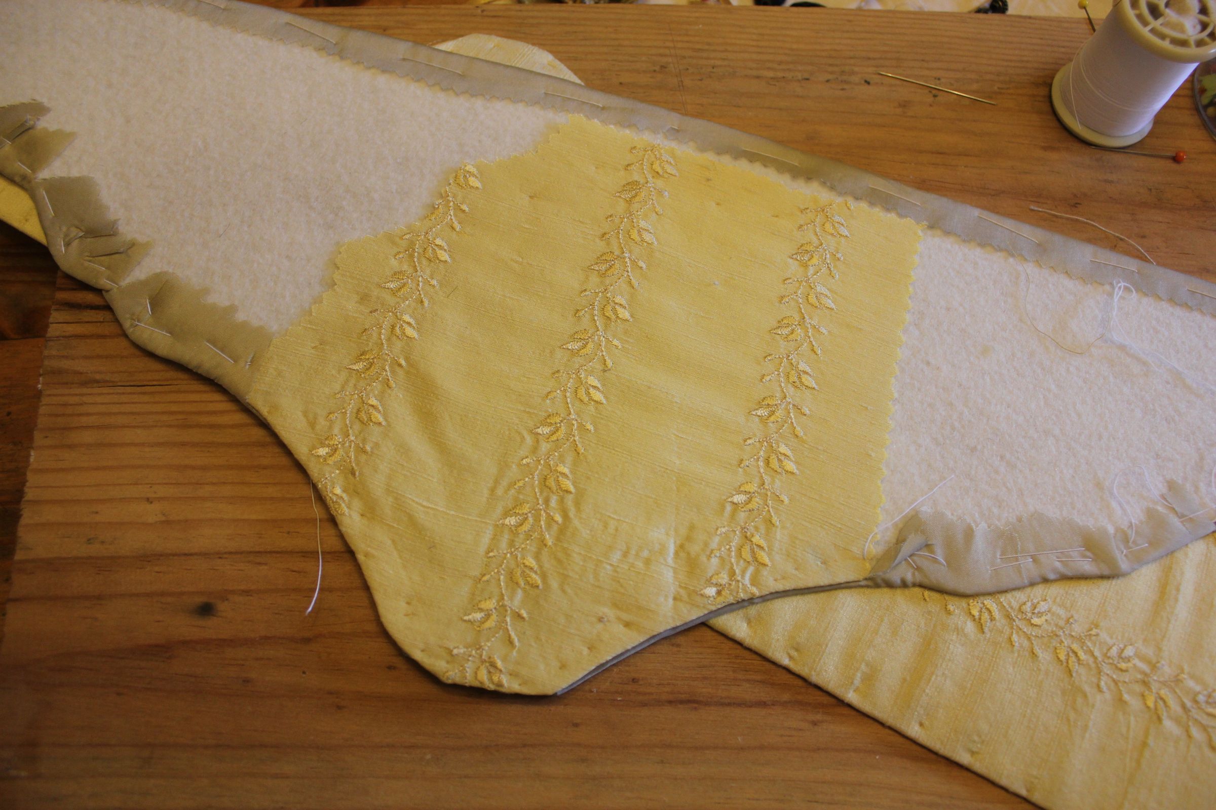 Kokoshnik Tutorial - Traditional Russian Headpiece Great for a Winter ...