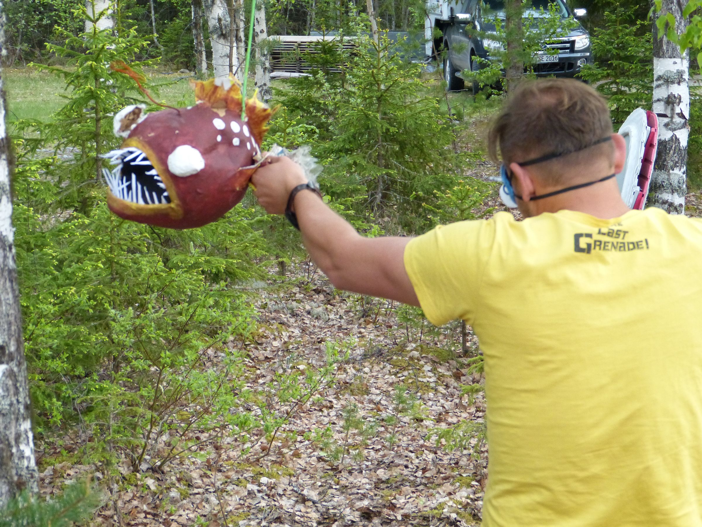 Angler Fish Pinata and Silly Blindfold : 21 Steps (with Pictures ...